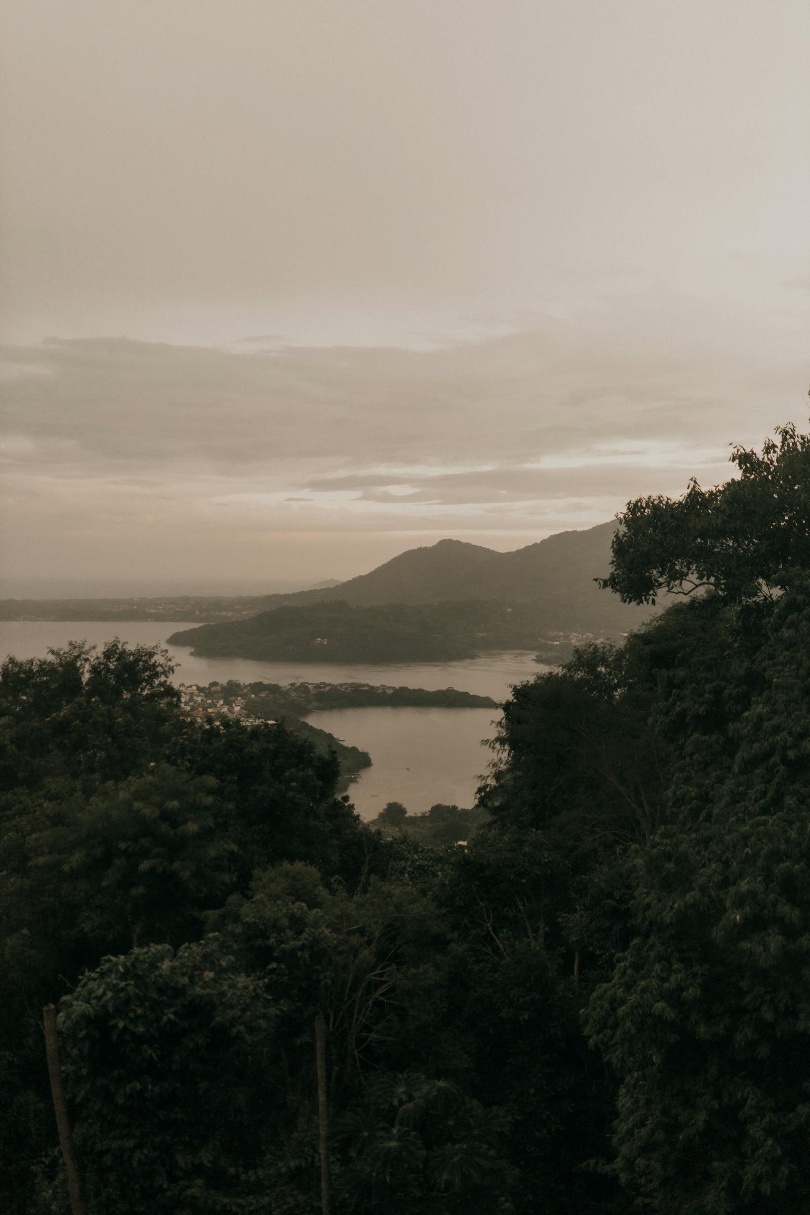 Picture Ng Maka Diyos, Makatao, Makakan, At Makabansa Photos, Download ...