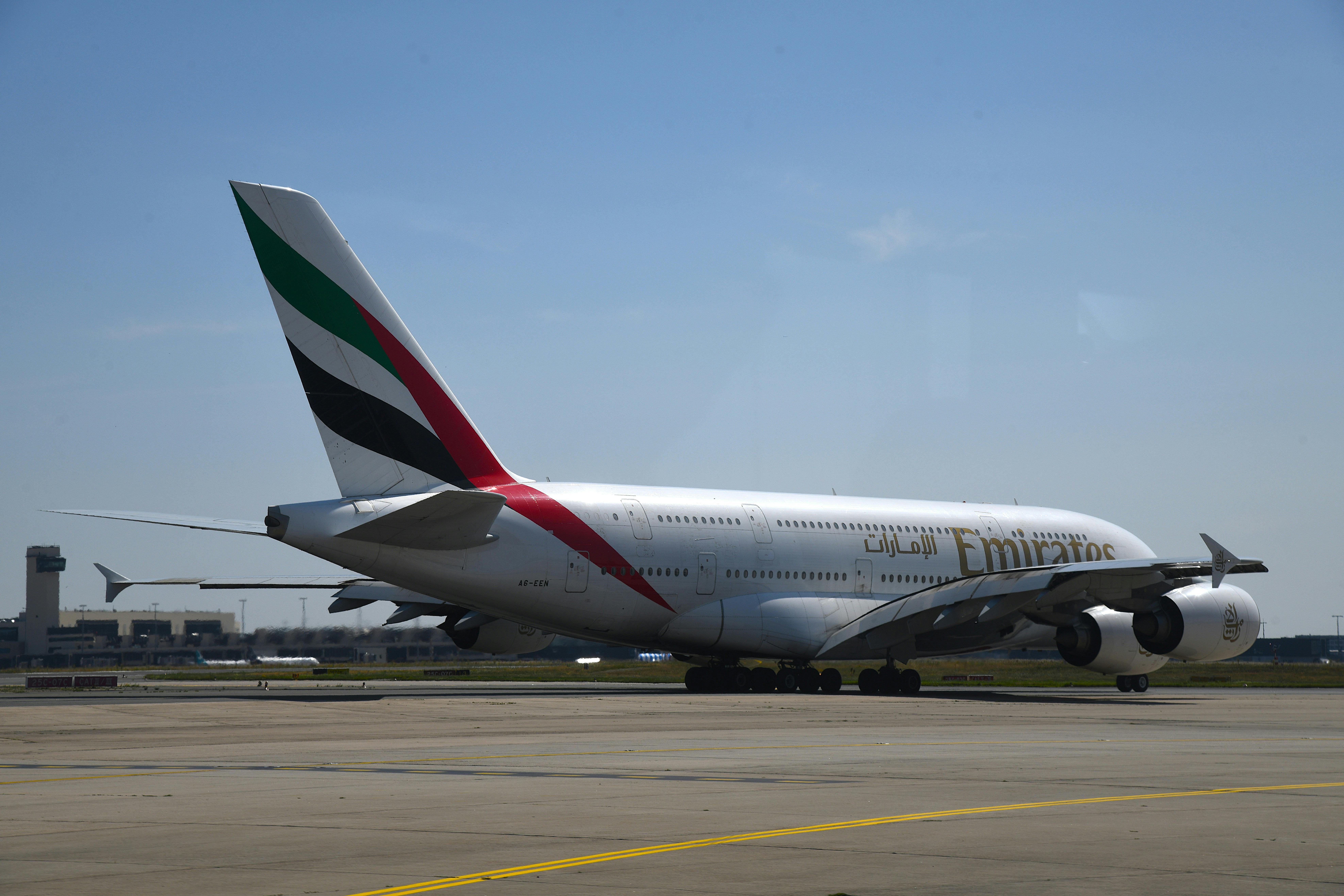 Emirates Airlines Photos, Download The BEST Free Emirates Airlines ...