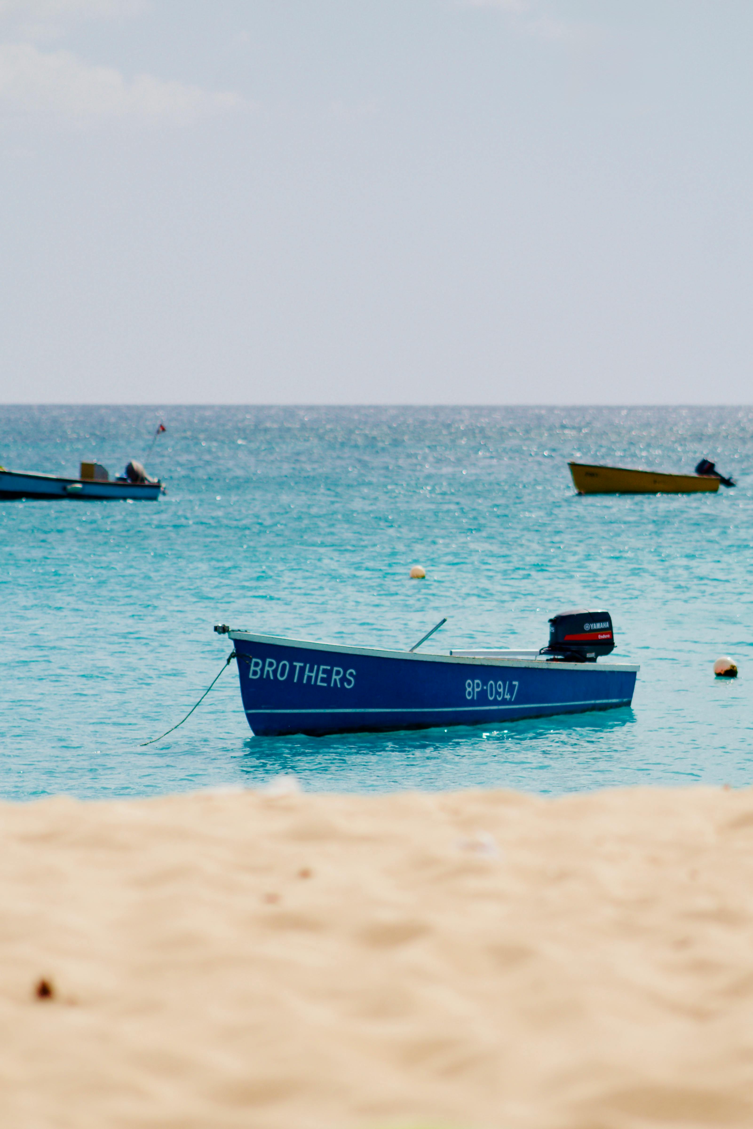 Wooden Boats on the Beach · Free Stock Photo