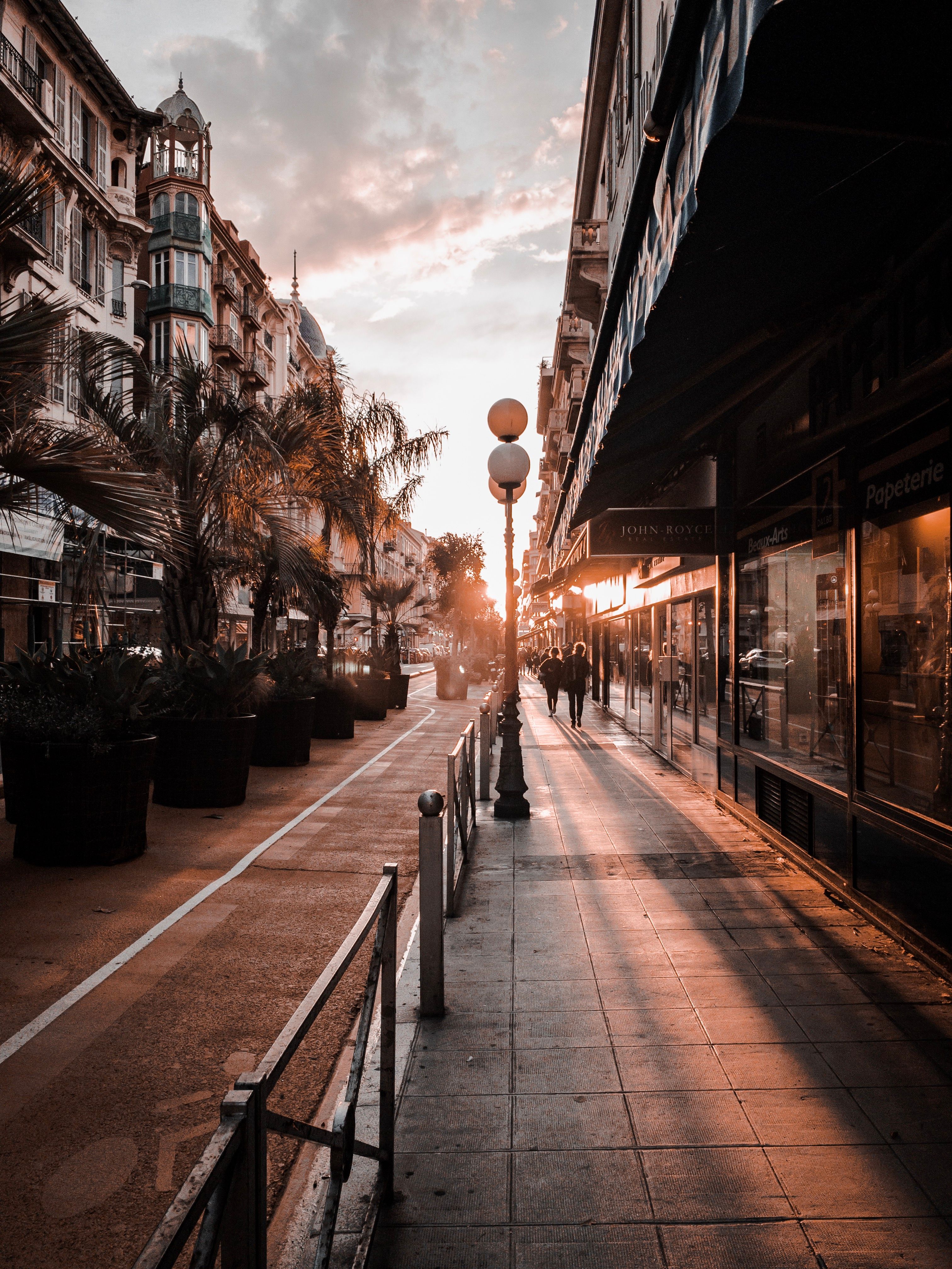 250+ Amazing Sidewalk Photos Pexels · Free Stock Photos