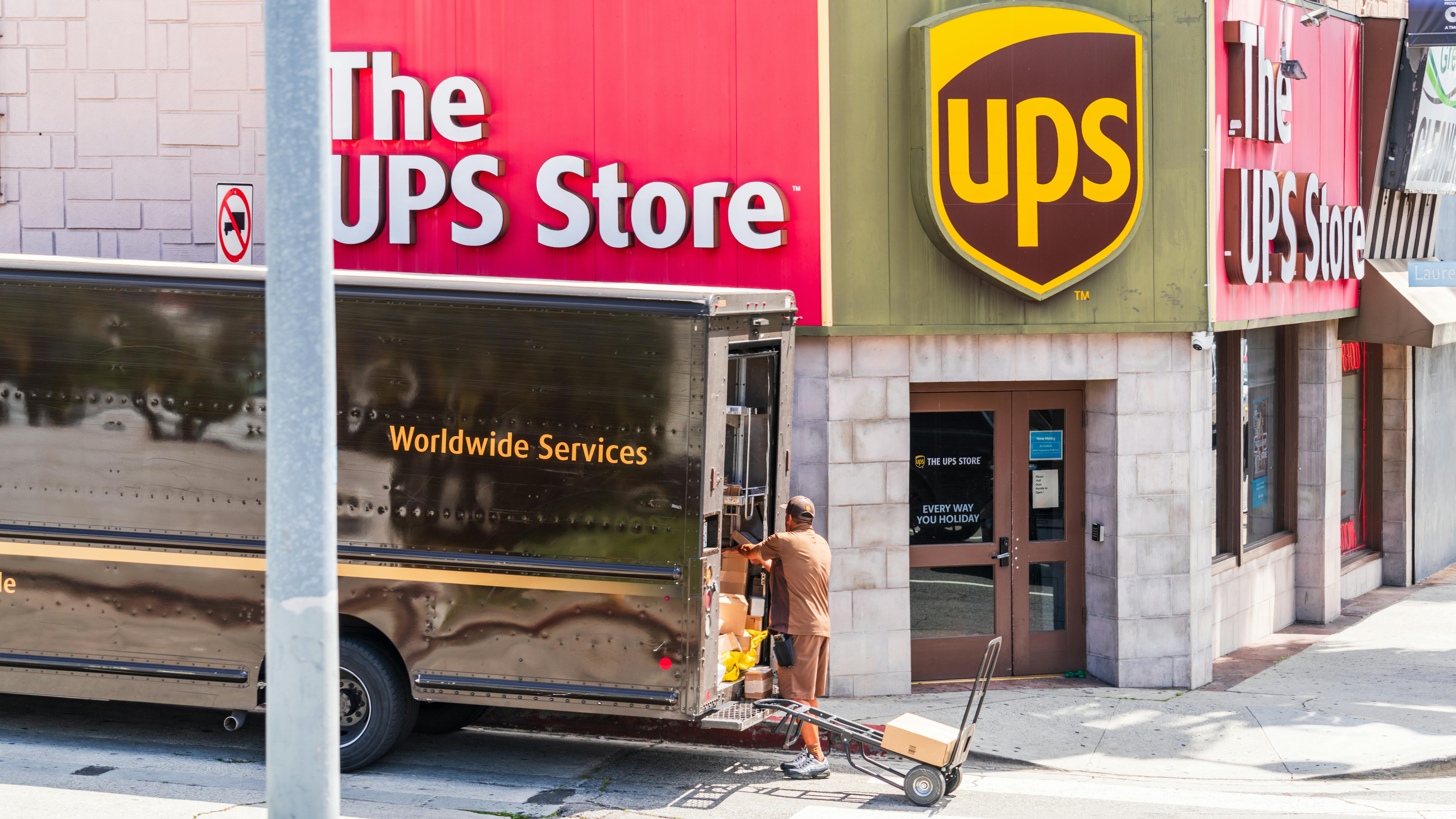 Ups Photos, Download The BEST Free Ups Stock Photos & HD Images