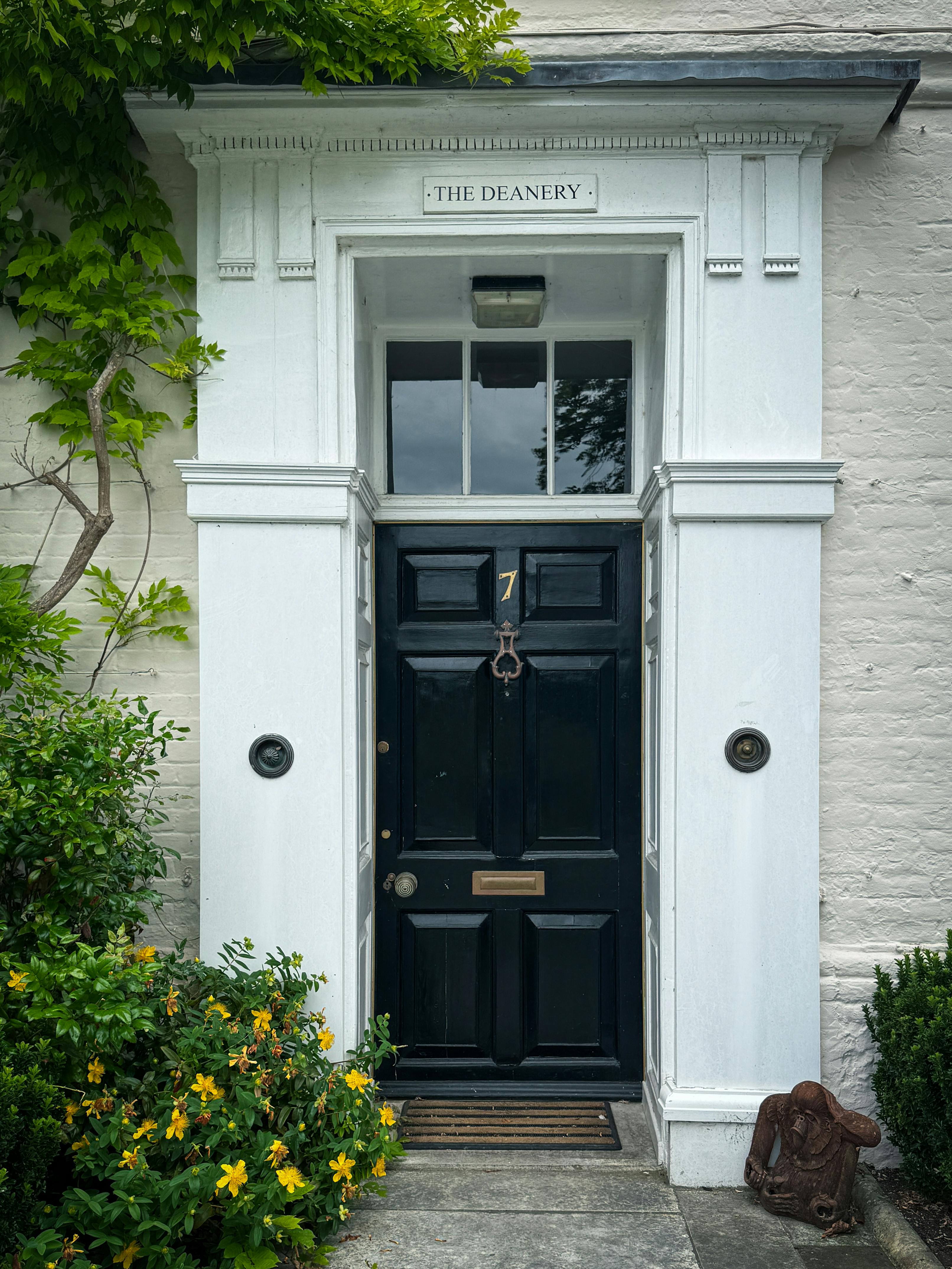 우아한 다크 블루 클래식 현관문 · 무료 스톡 사진