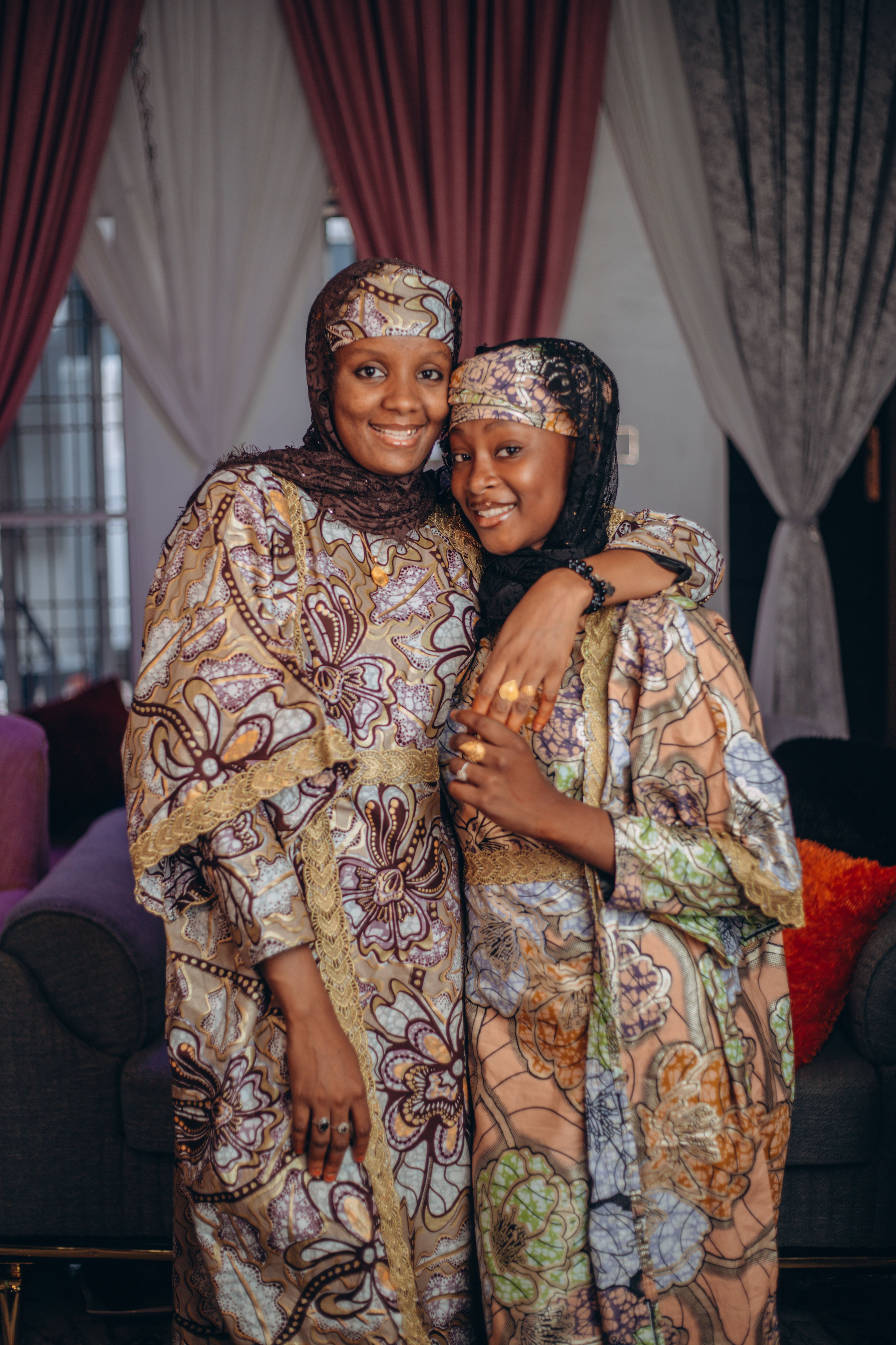 Elegant African Women in Cultural Attire · Free Stock Photo