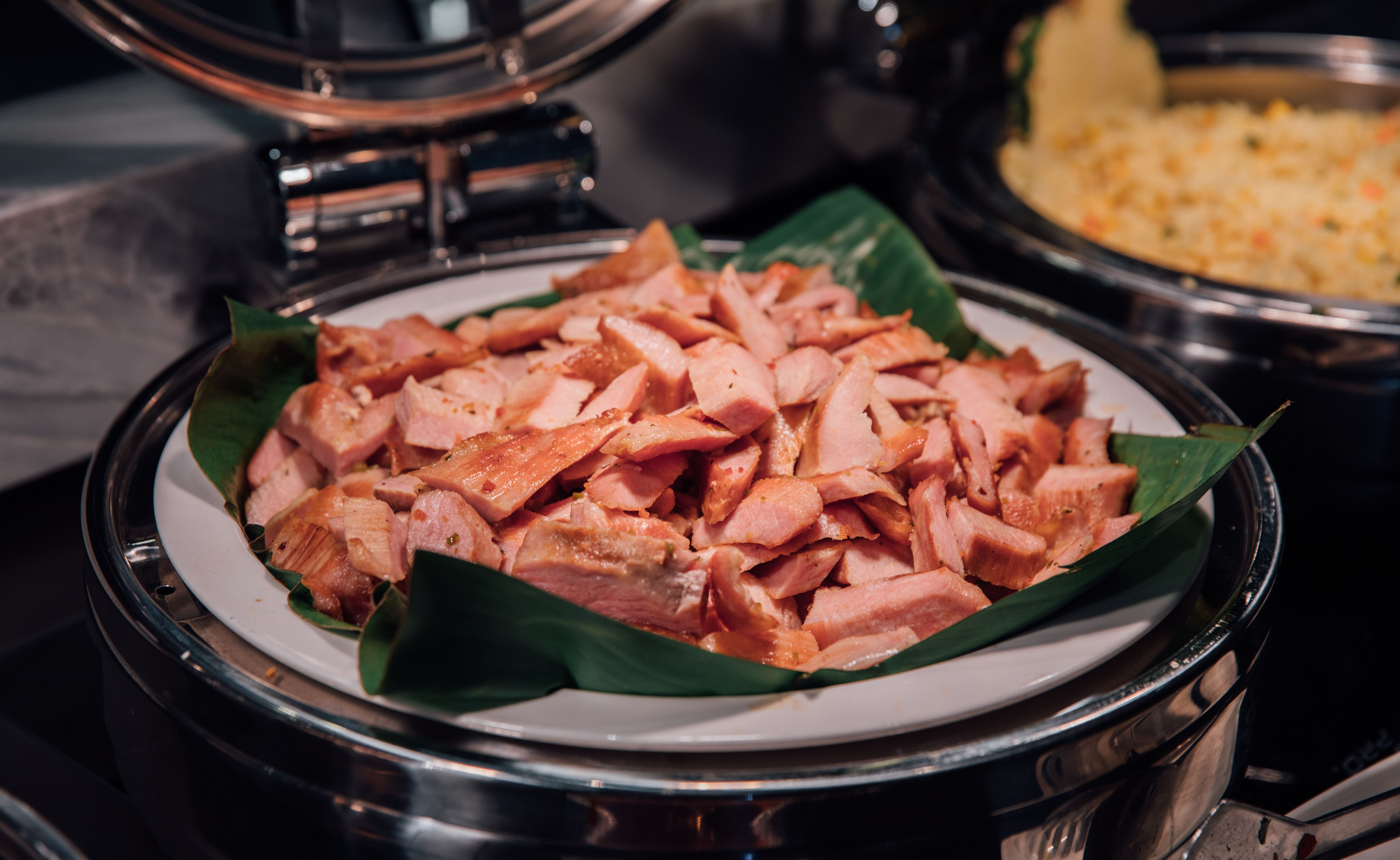 Sliced Smoked Ham on a Buffet Platter · Free Stock Photo