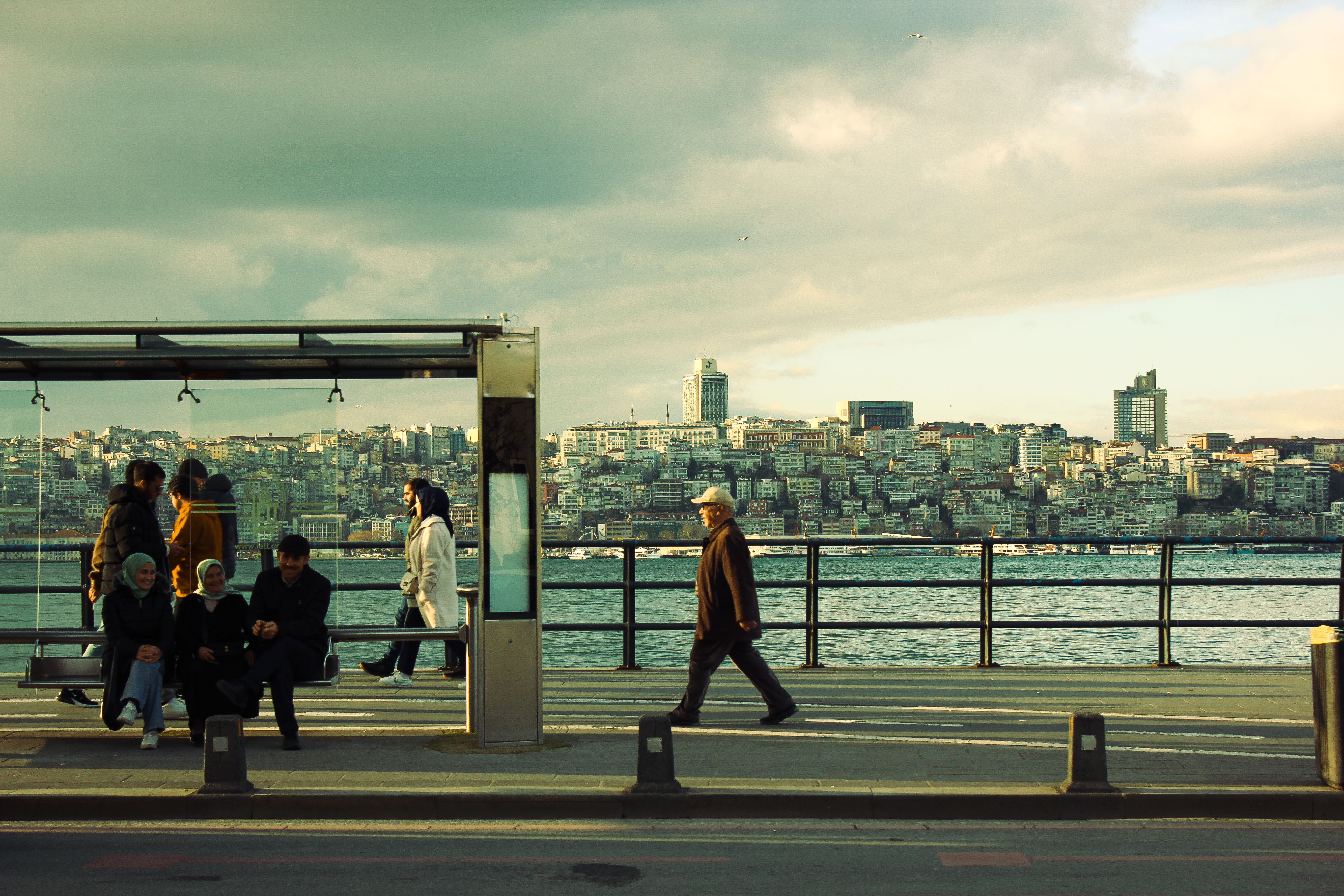 Dock Promenade Photos, Download The BEST Free Dock Promenade Stock ...