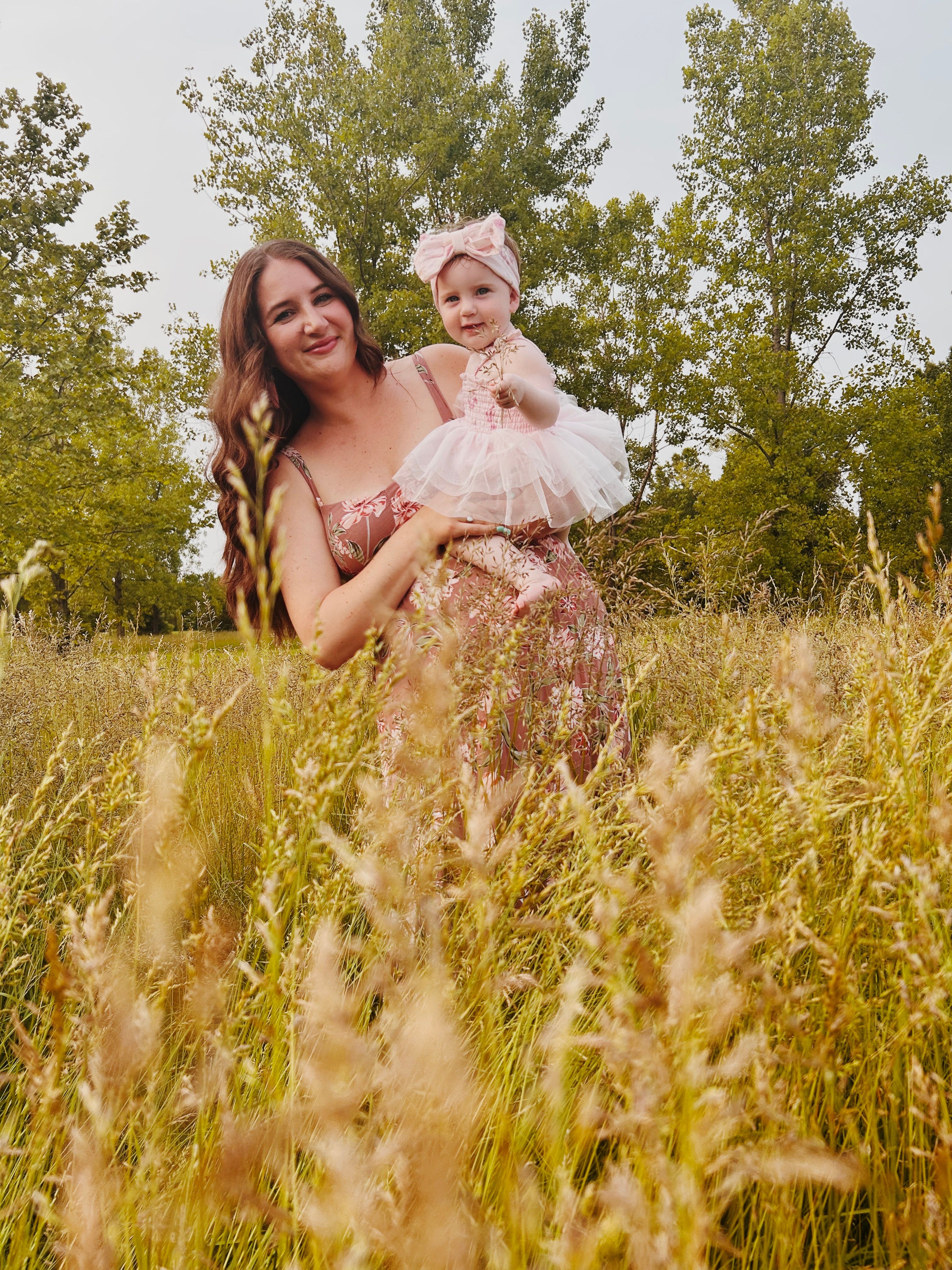 Mama Frita Photos, Download The BEST Free Mama Frita Stock Photos & HD ...