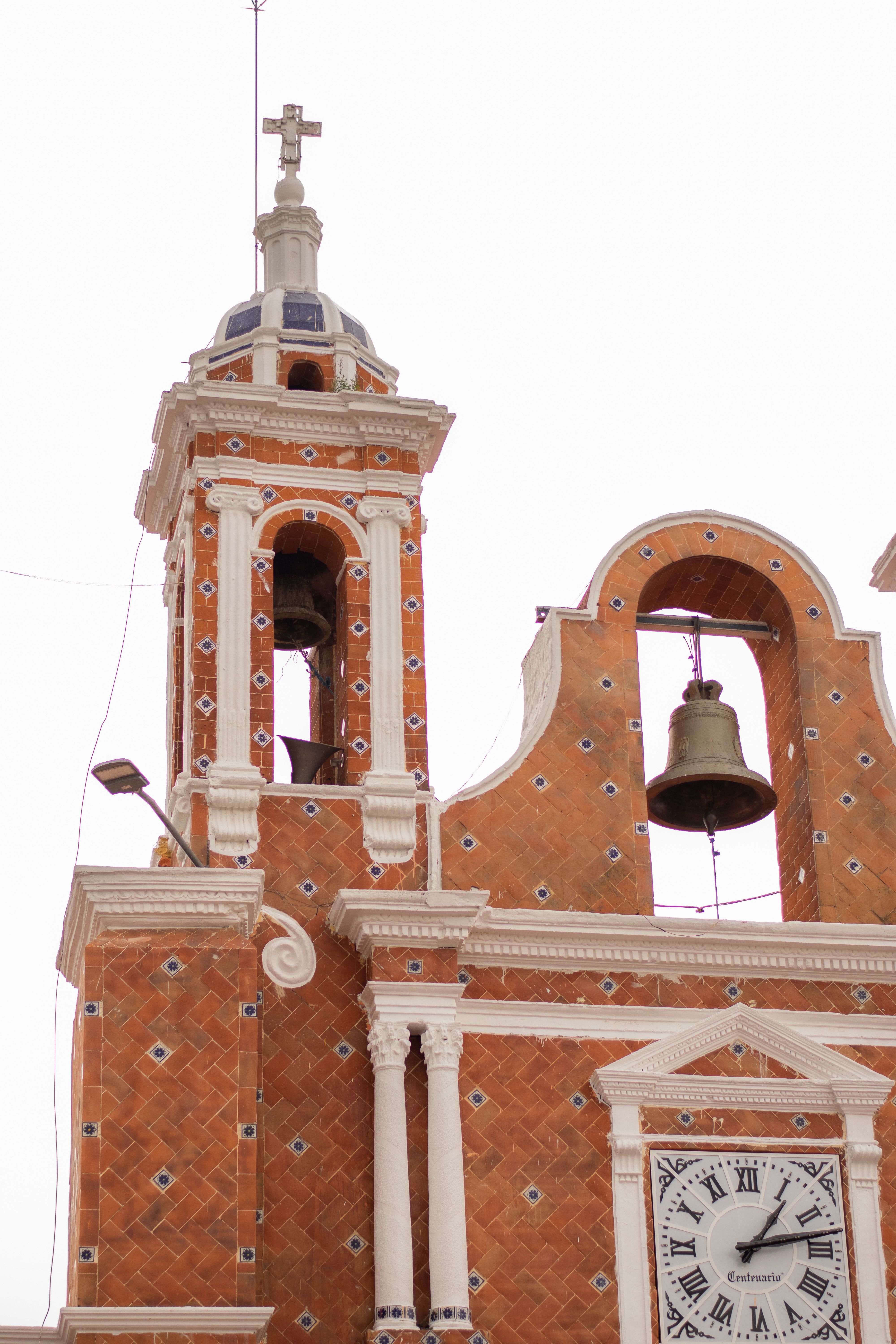 Torre Del Reloj Histórica En Puebla, México · Foto de stock gratuita