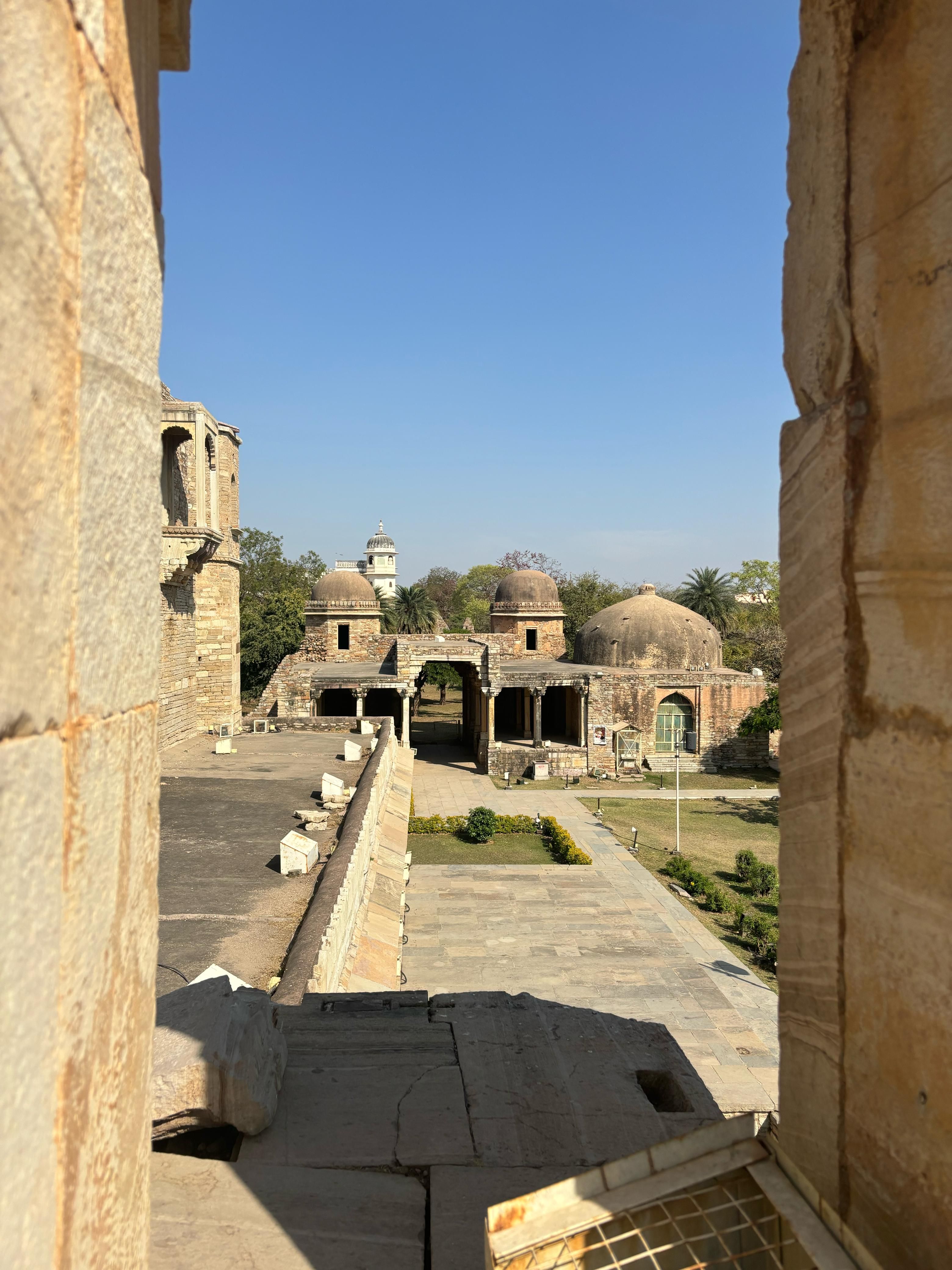 Chittorgarh Fort Courtyard with Dome Structures · Free Stock Photo