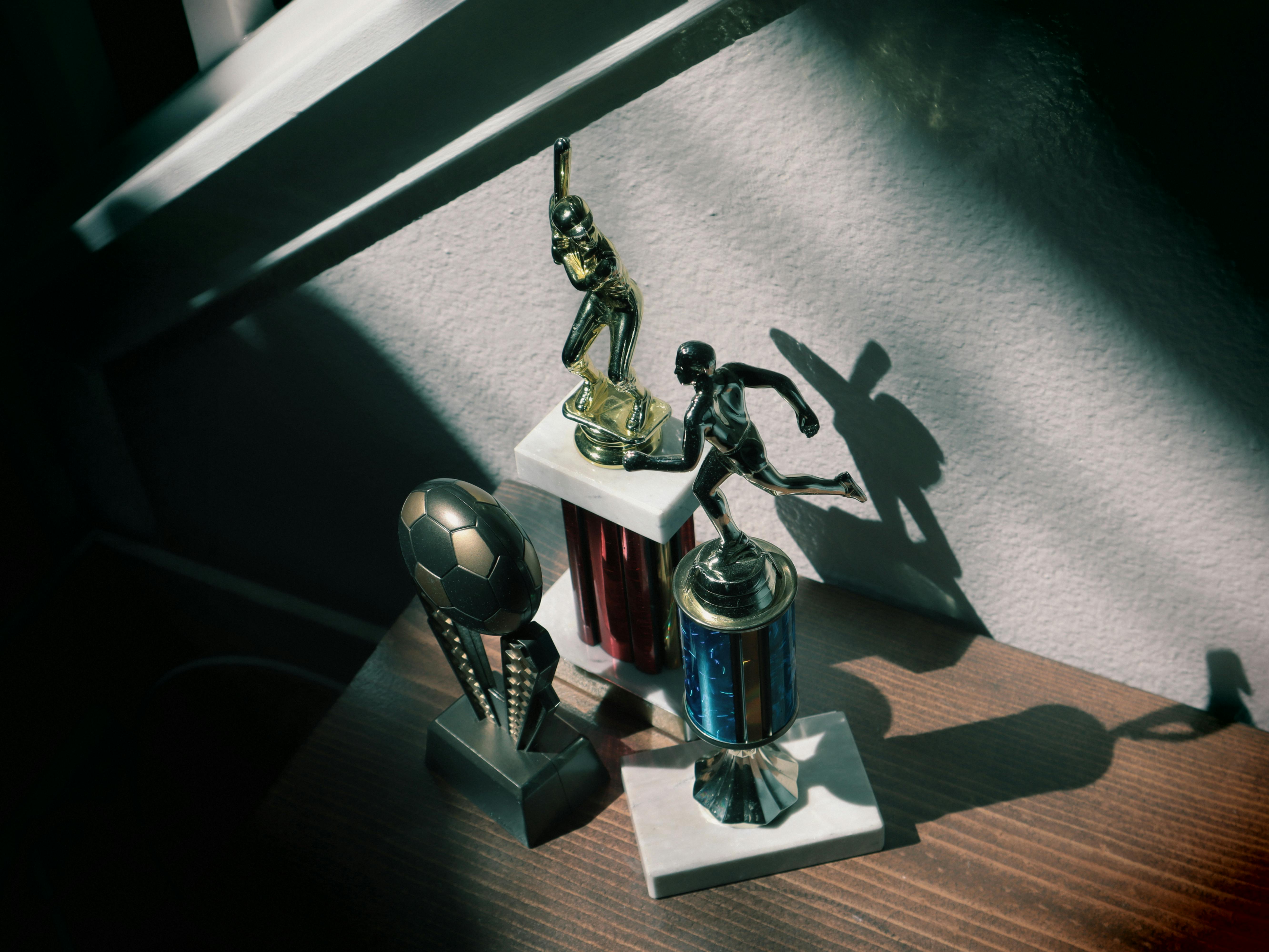 Metal Statues Photos, Download The BEST Free Metal Statues Stock Photos ...