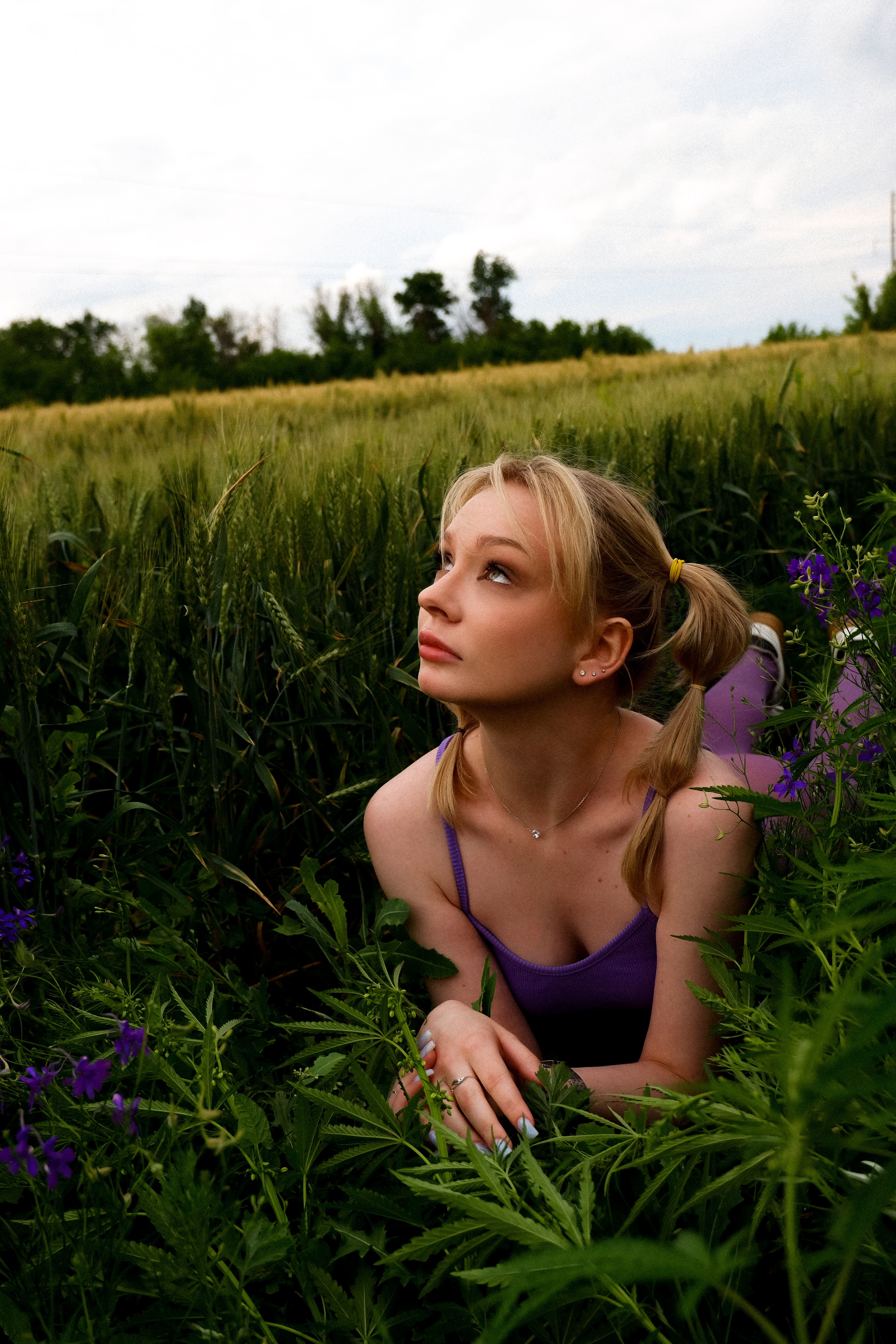 Amateur+Teen+Outdoors Photos, Download The BEST Free Amateur+Teen ...