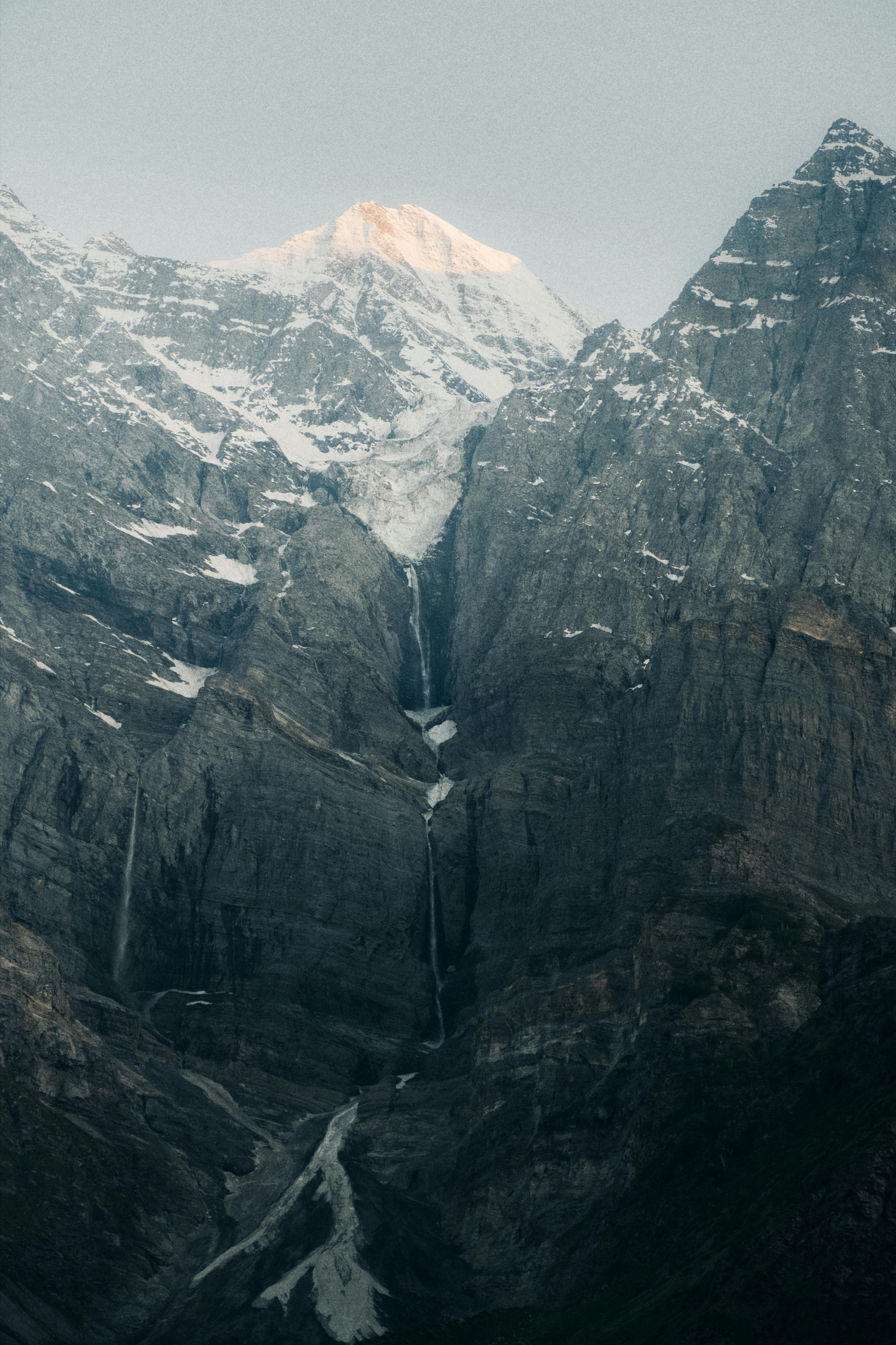 Majestic Himalayan Peaks in Sissu, Himachal Pradesh · Free Stock Photo