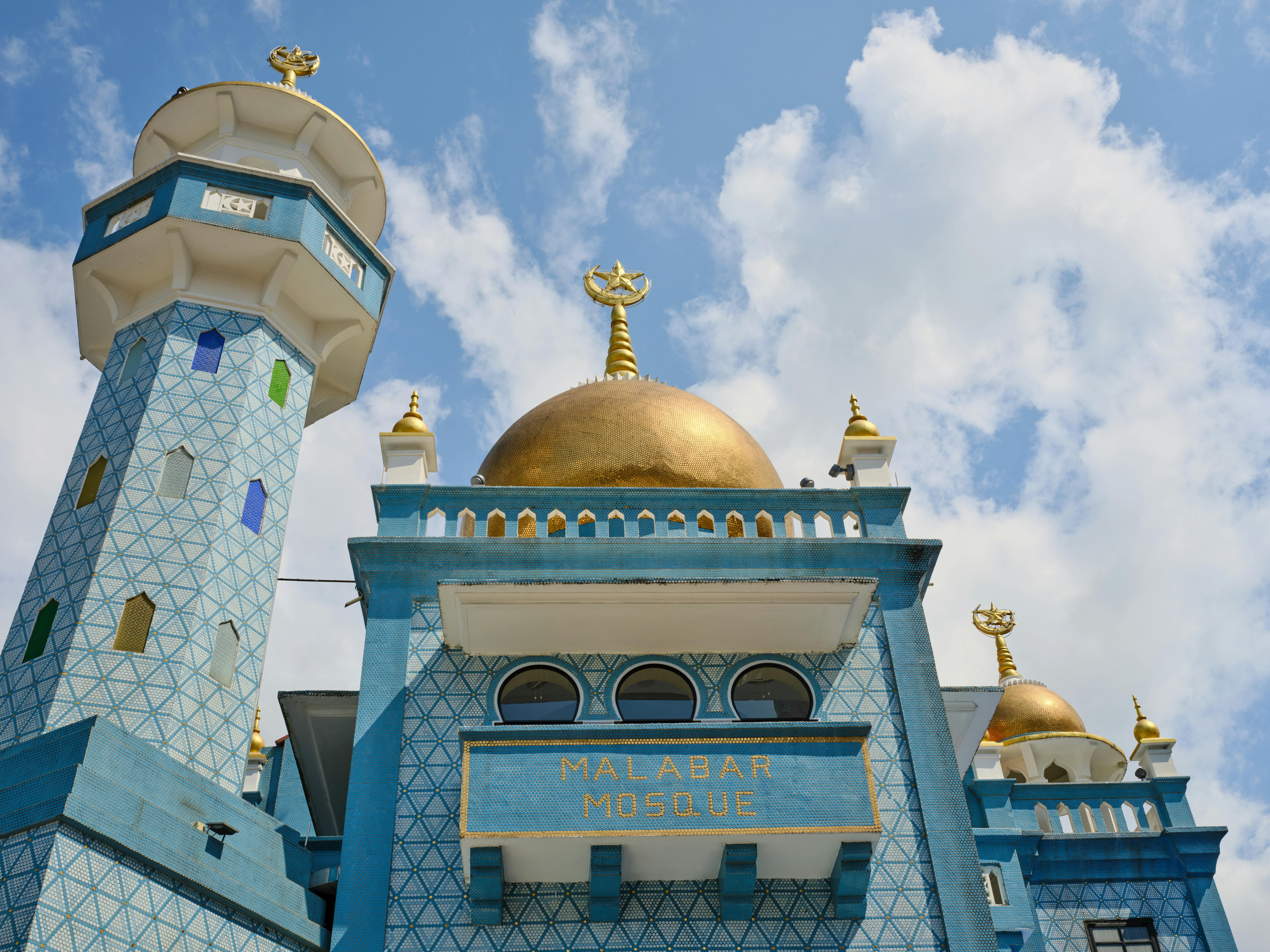 Blue and Gold Architecture of Malabar Mosque under Sky · Free Stock Photo