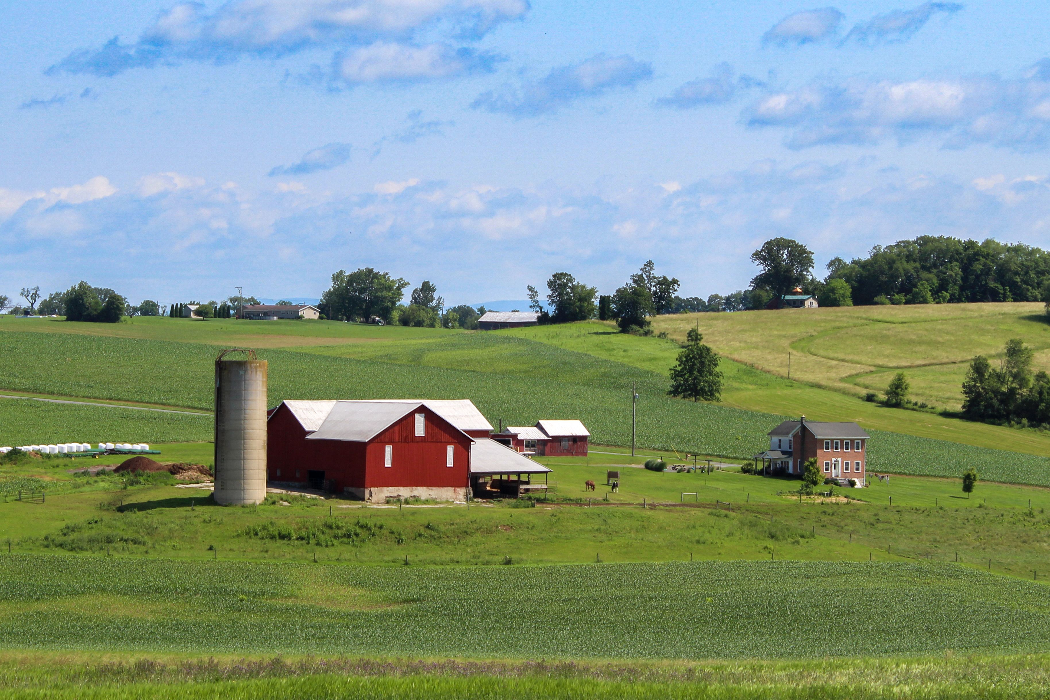 House Farm Photos, Download The BEST Free House Farm Stock Photos & HD ...