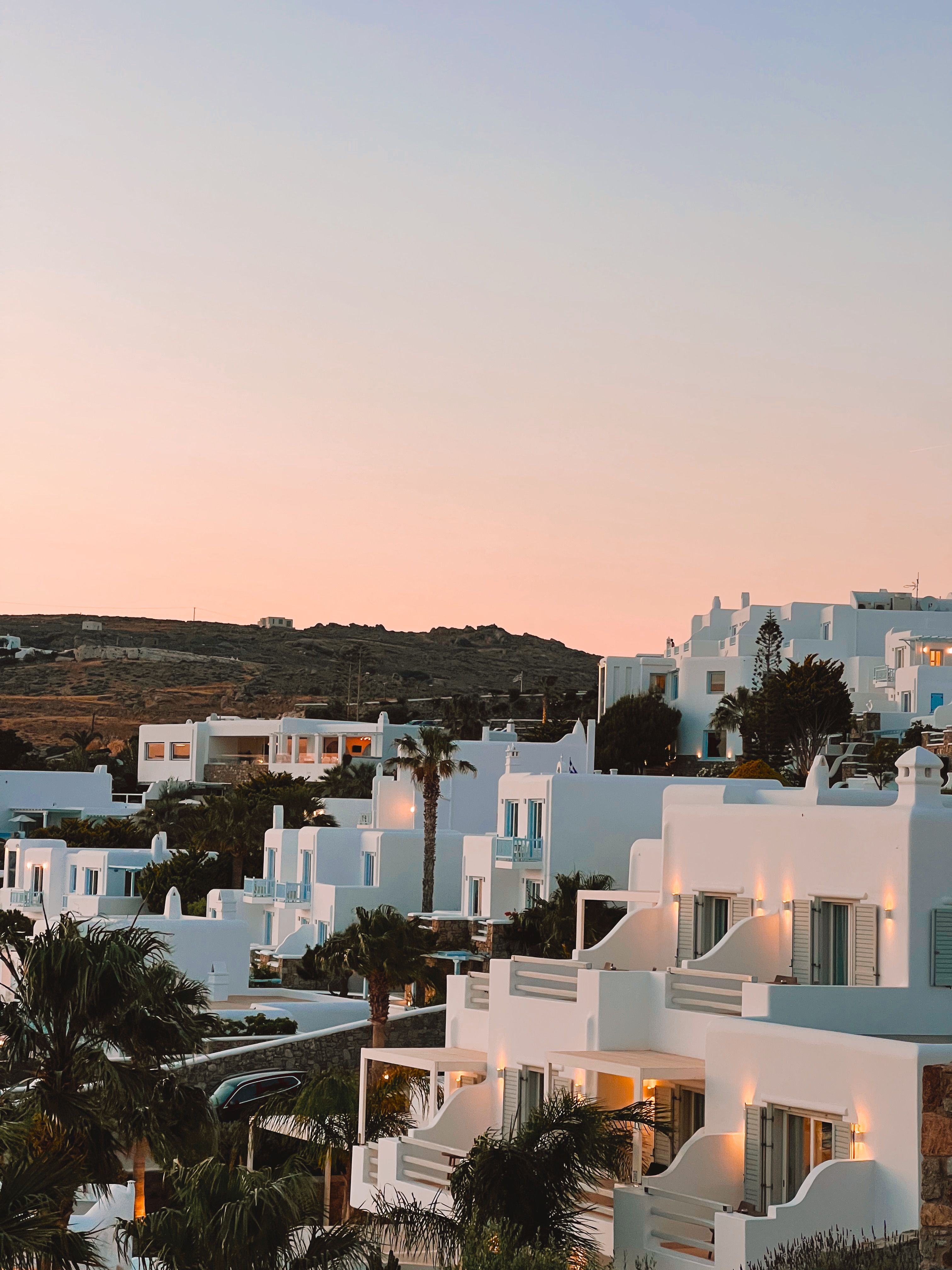 Picturesque White Architecture in Fira, Greece · Free Stock Photo