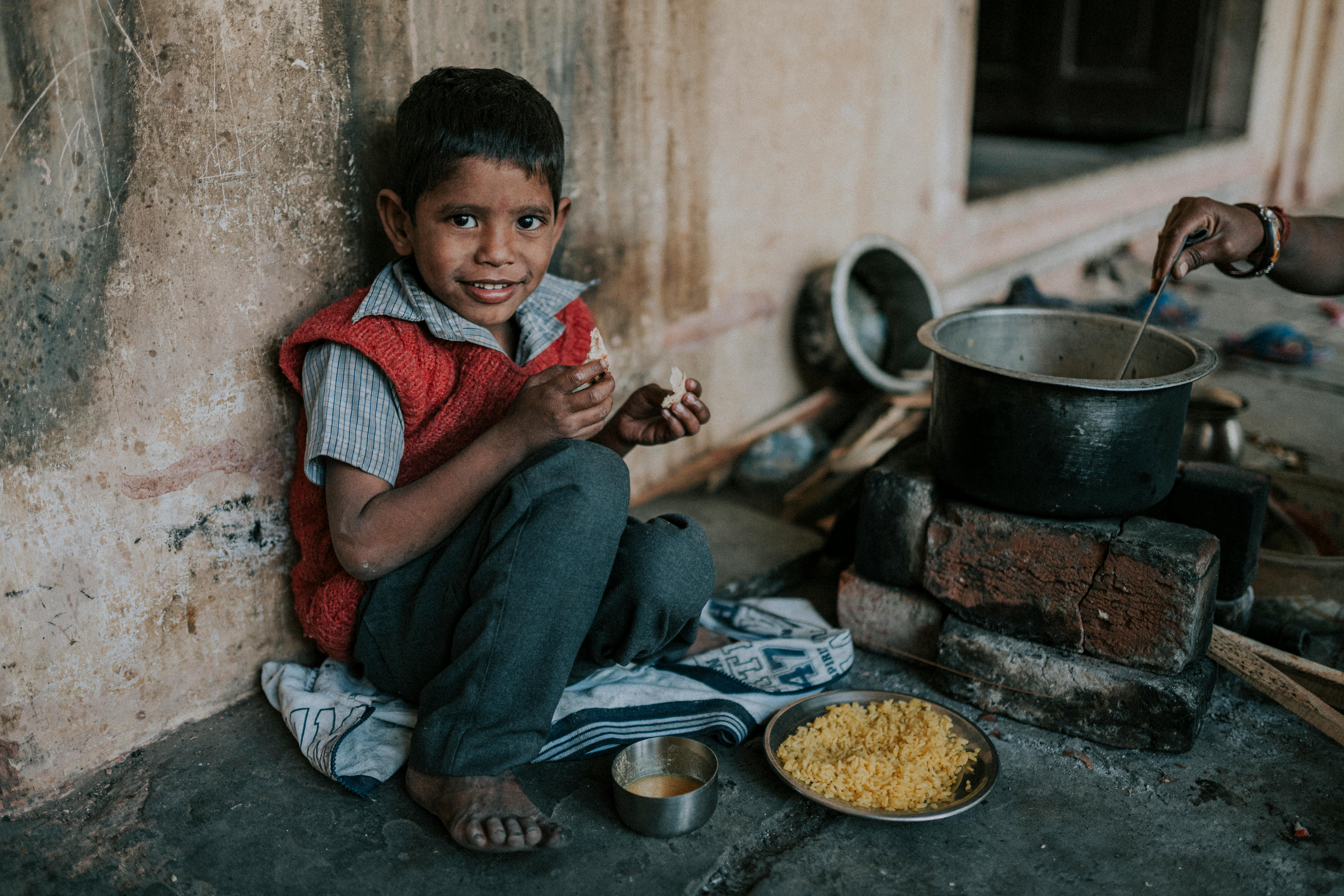 Kids In Poverty Photos, Download The BEST Free Kids In Poverty Stock ...