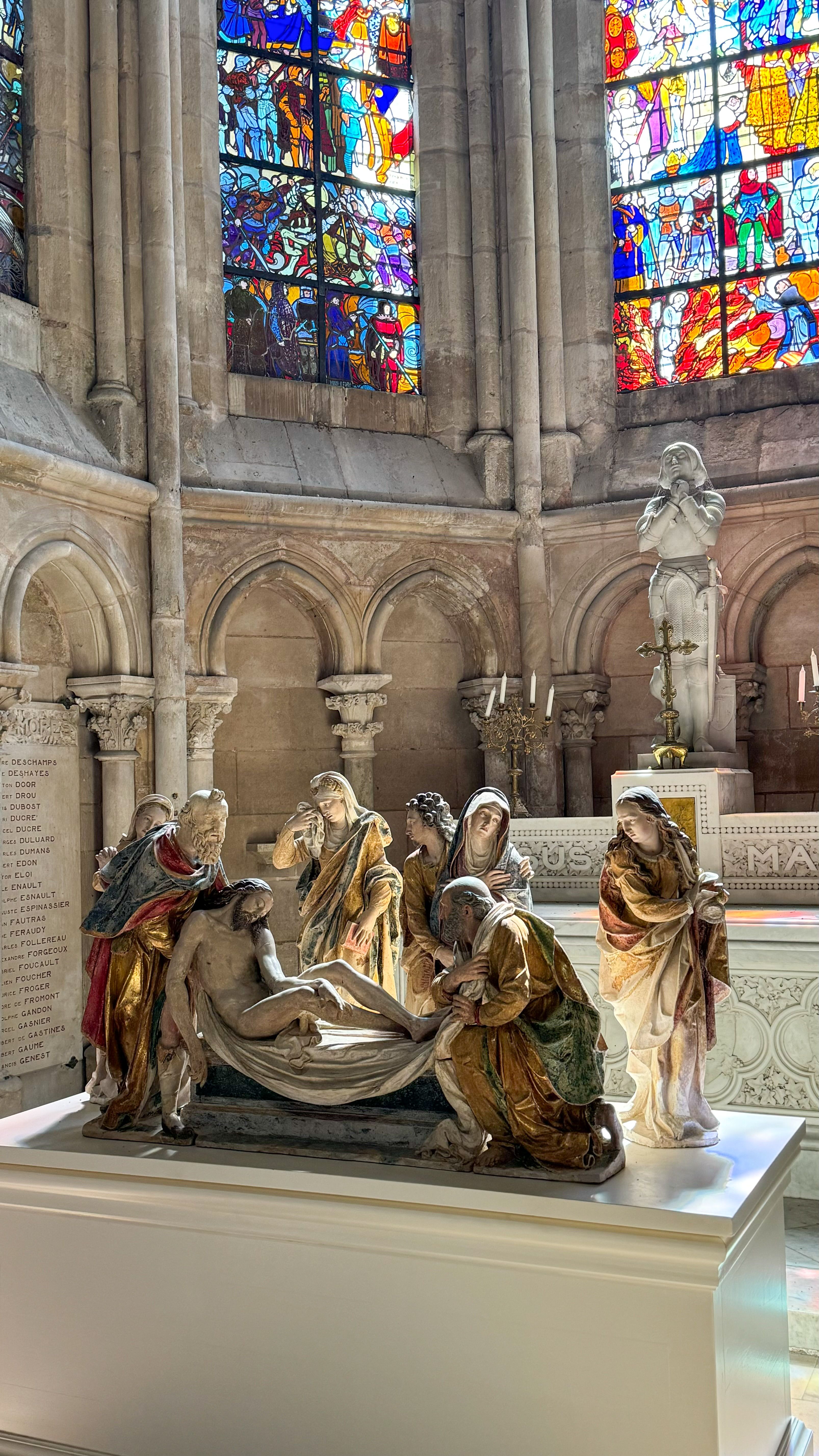 Gothic Cathedral Interior with Historic Statues · Free Stock Photo