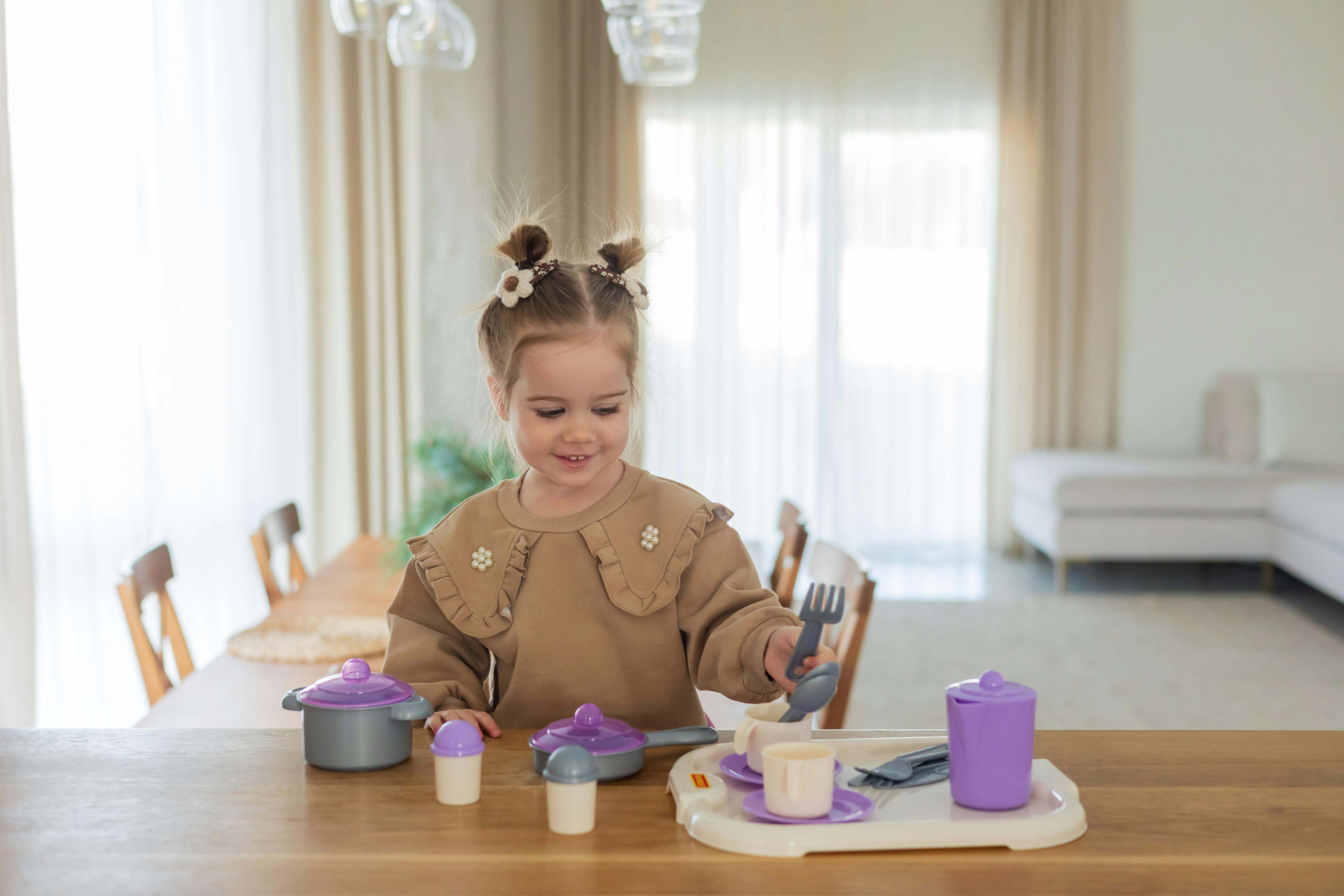 Family Room Photos, Download The BEST Free Family Room Stock Photos ...