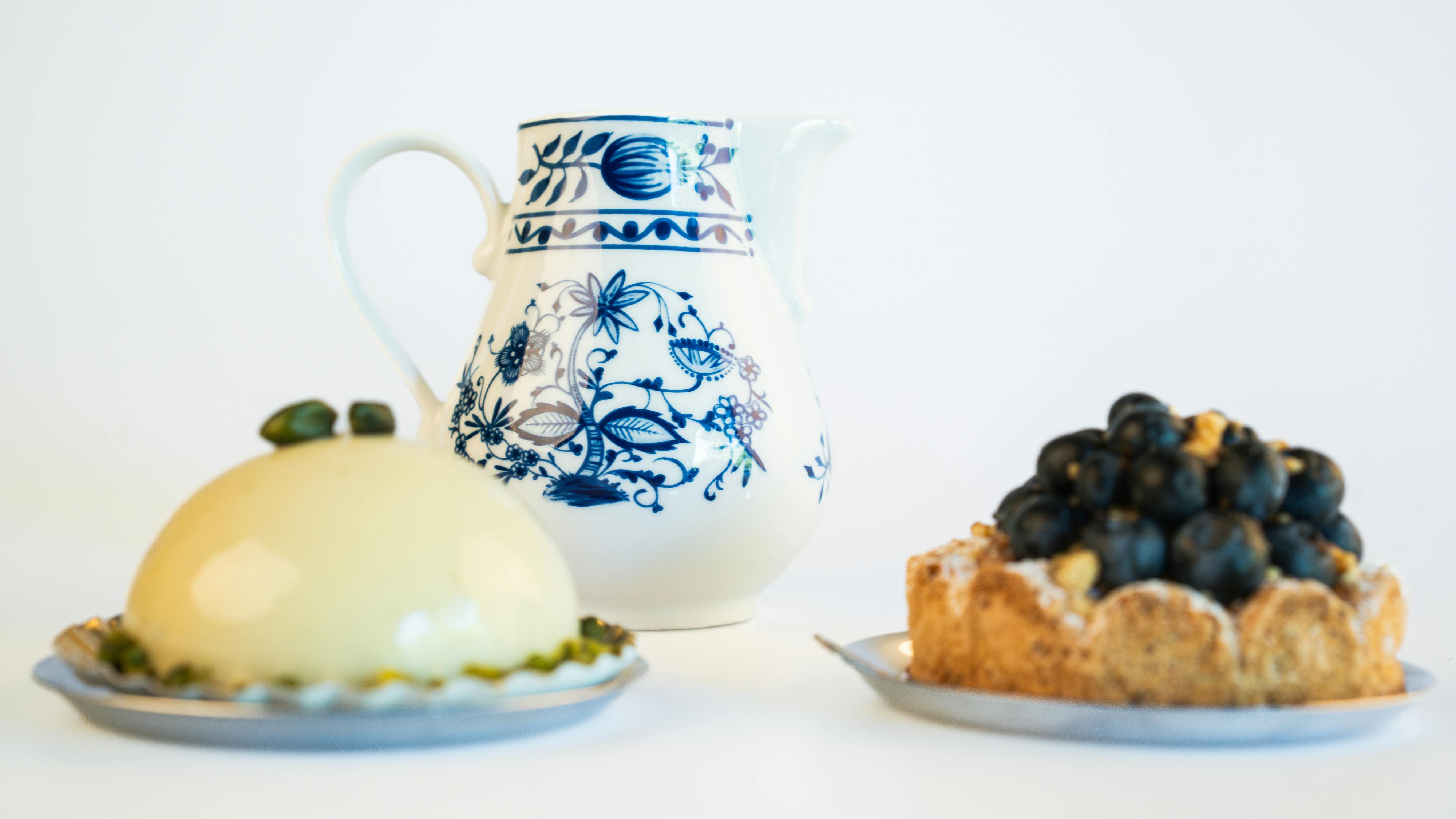 Cake Tub Photos, Download The BEST Free Cake Tub Stock Photos & HD Images