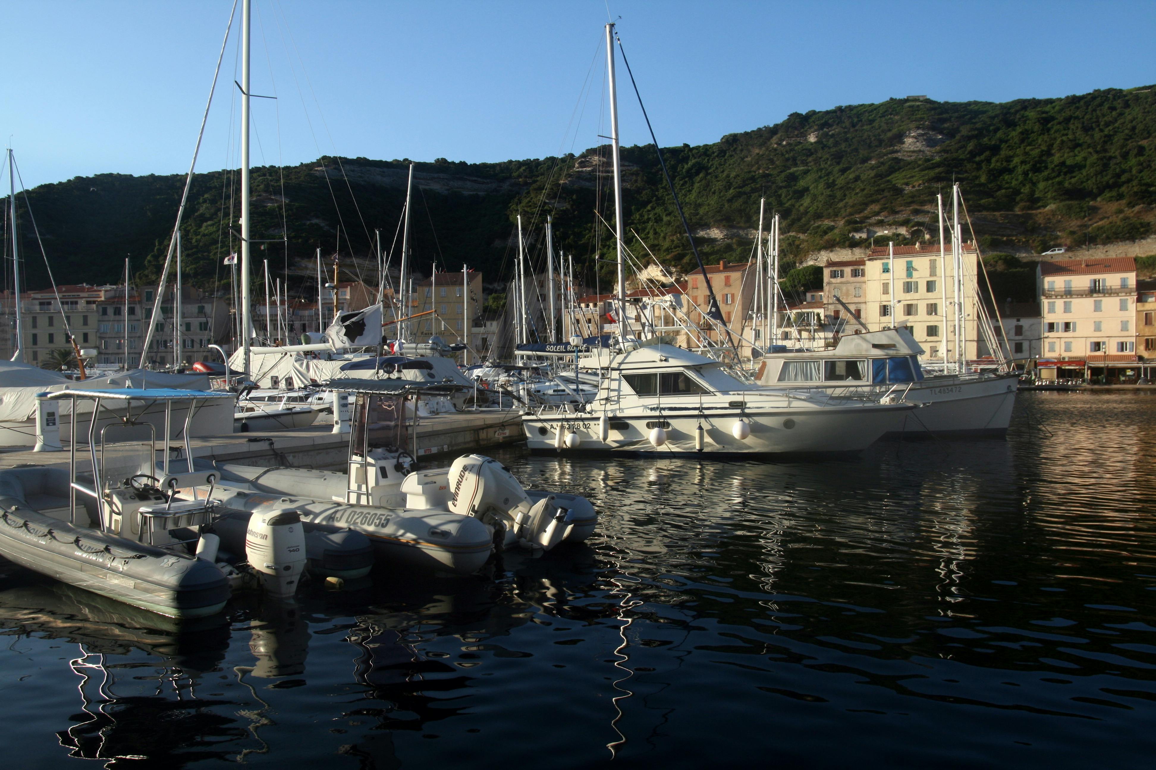 Lodu Yachts Photos, Download The BEST Free Lodu Yachts Stock Photos ...