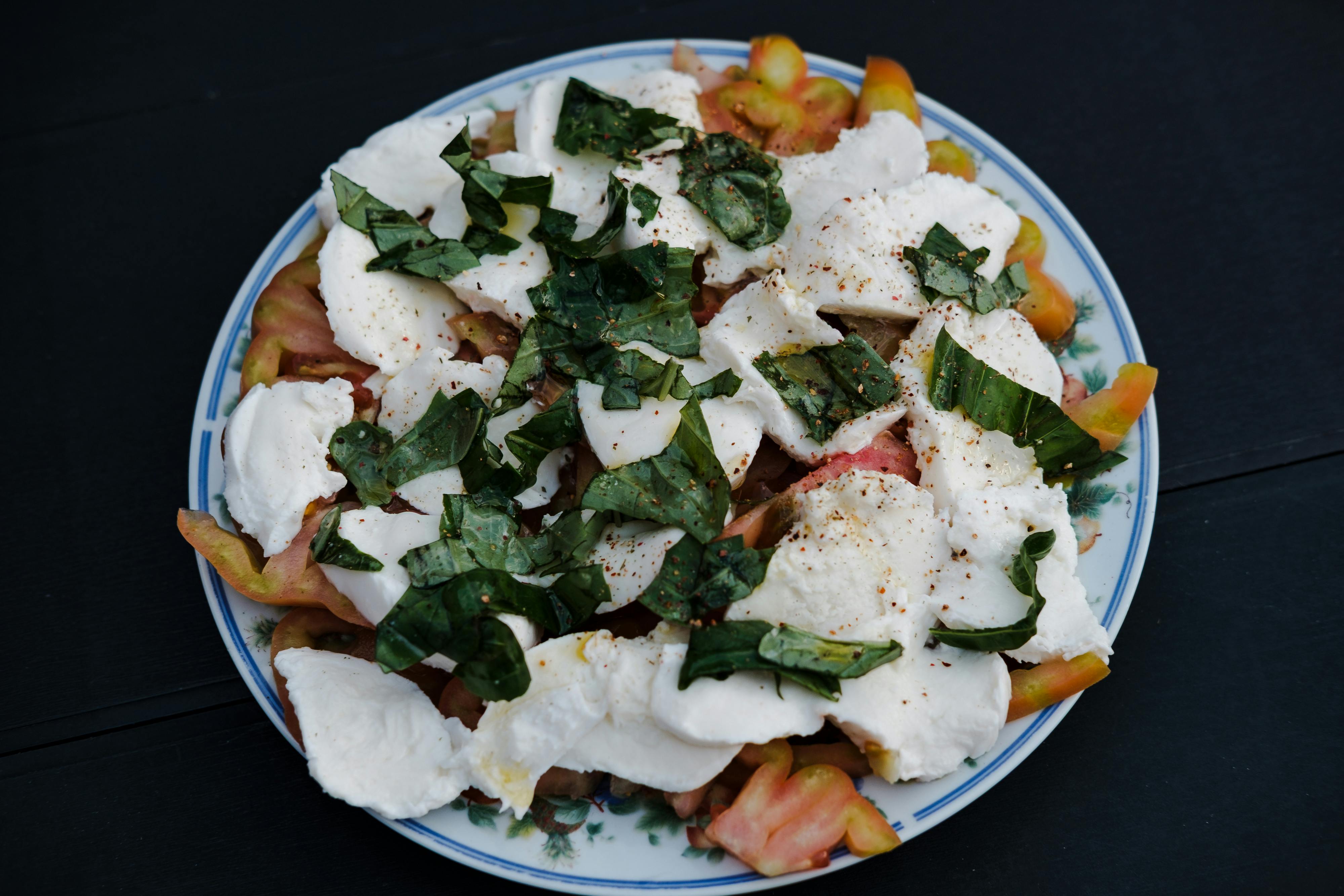 Eat Food Cartoon Photos, Download The BEST Free Eat Food Cartoon Stock ...