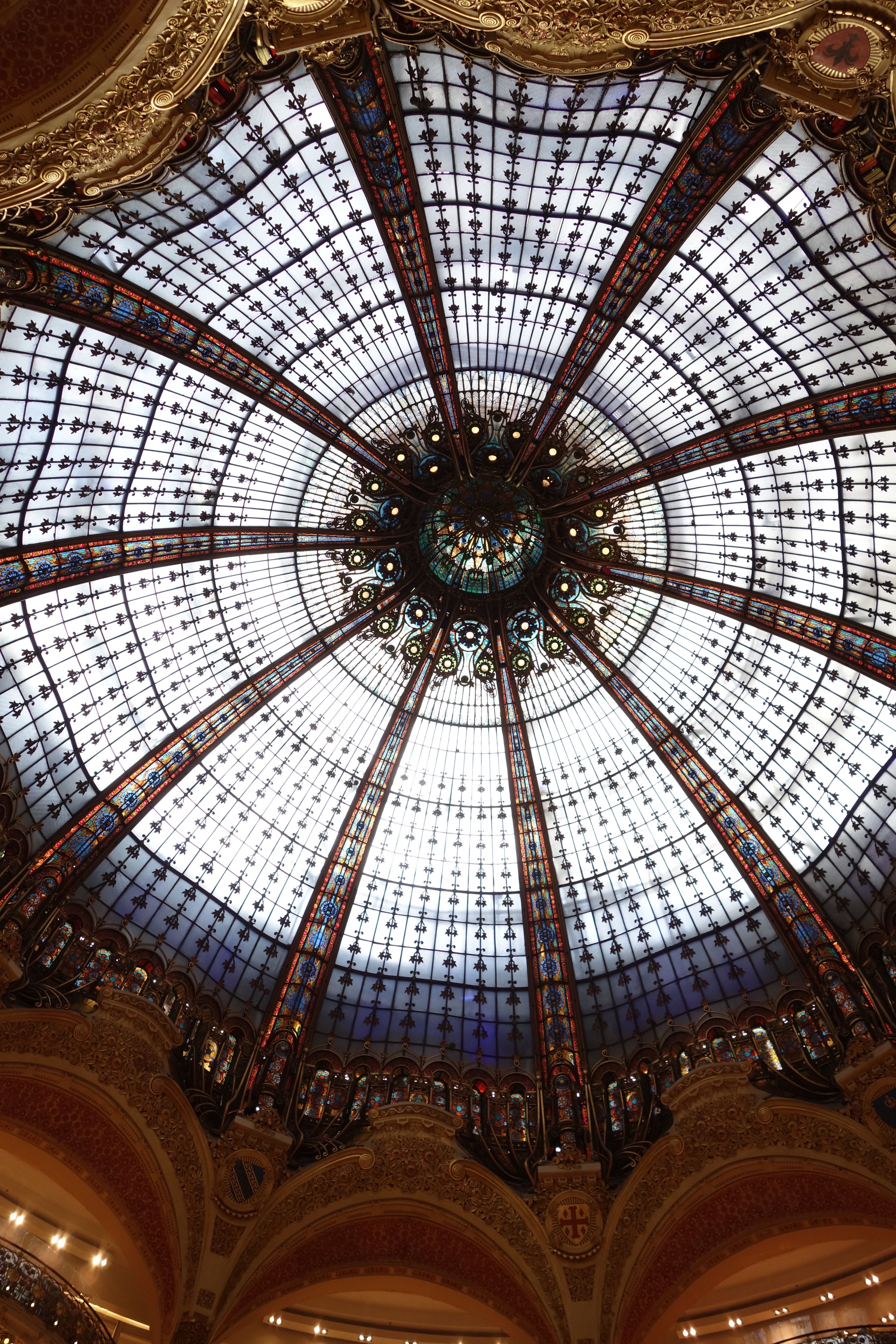 Stunning Dome Ceiling at Galeries Lafayette, Paris · Free Stock Photo