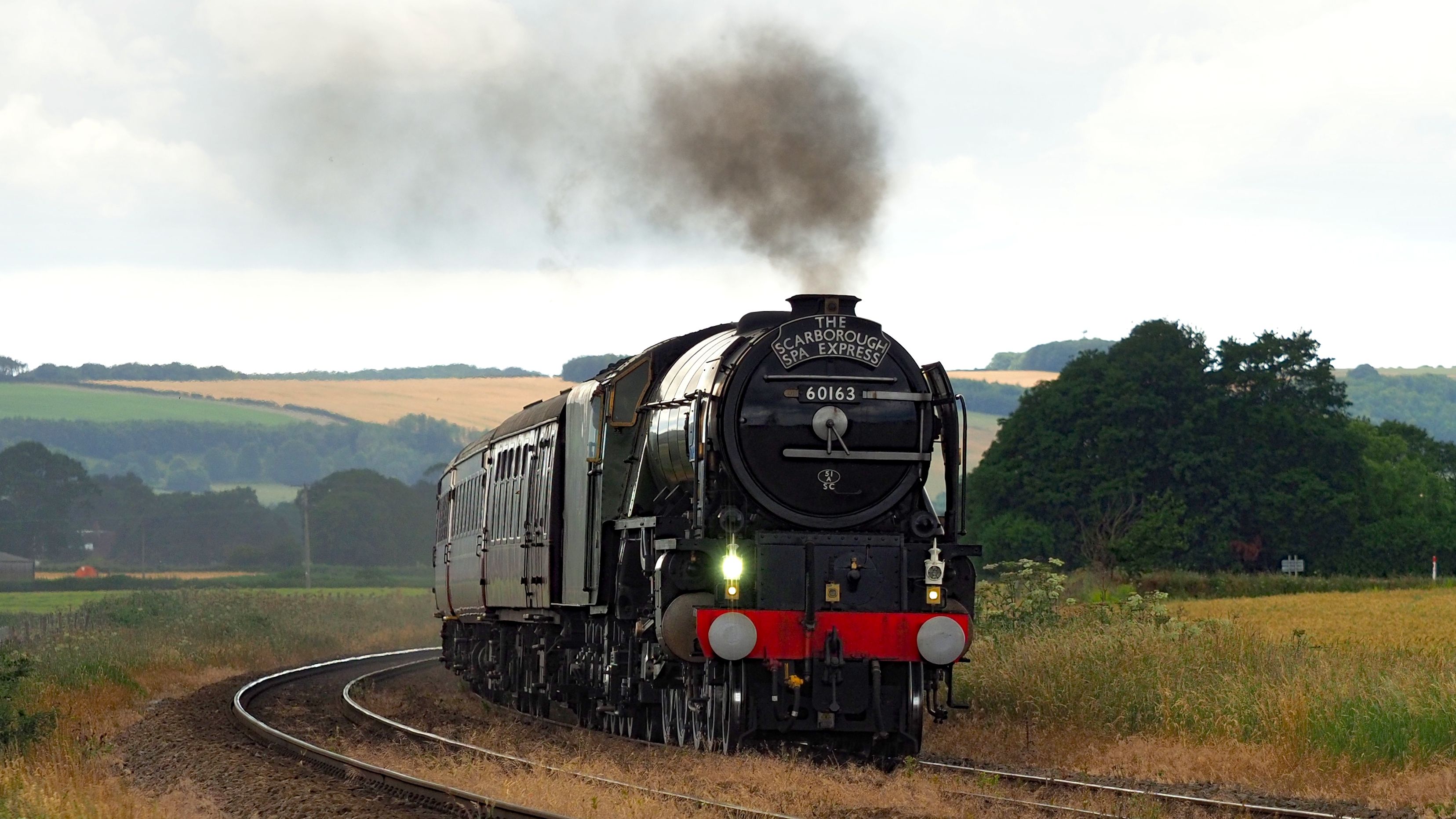 Trem A Vapor Histórico Na Scenic English Railway · Foto profissional ...