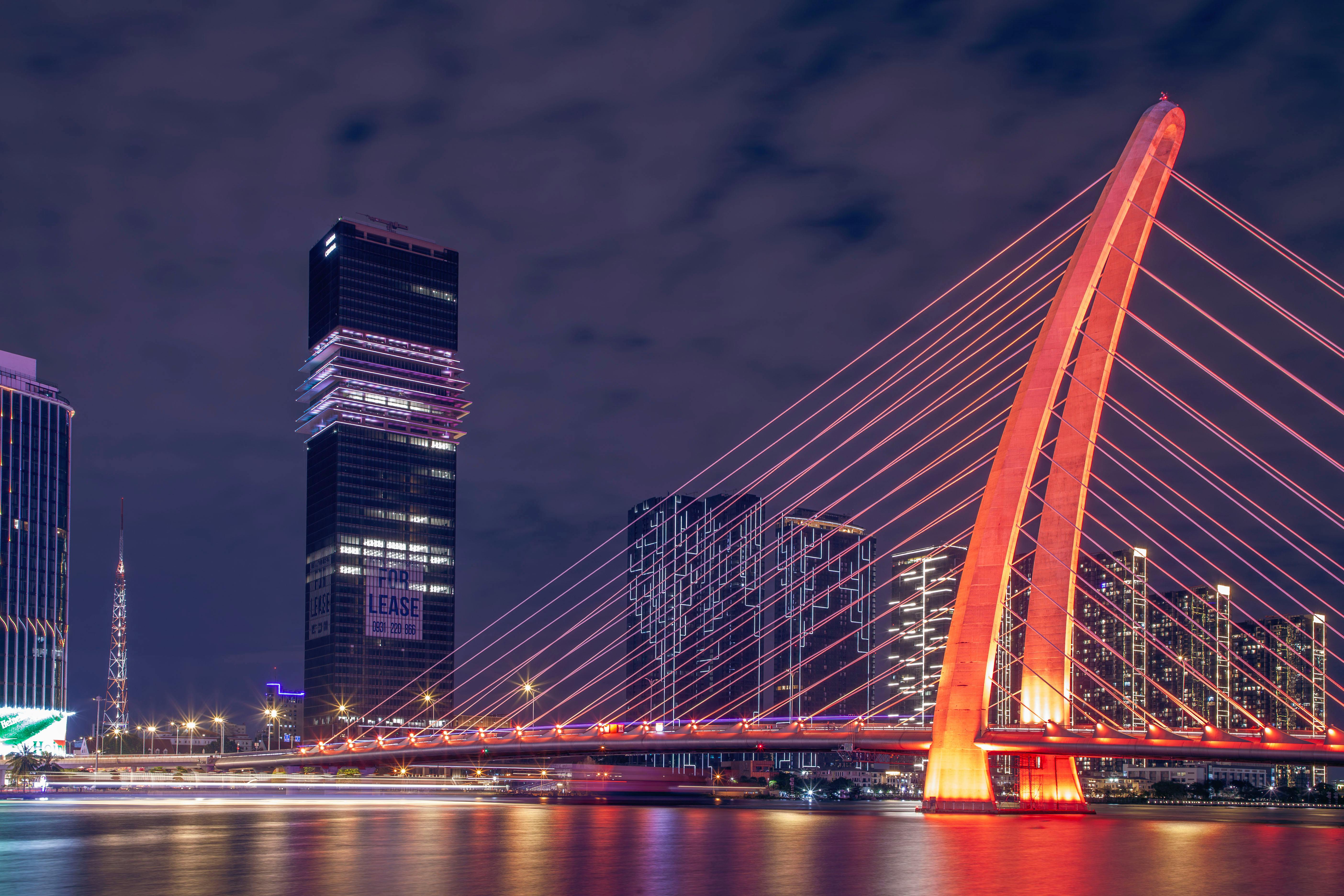 Qiansimen Bridge in Chongqing in China at Night · Free Stock Photo