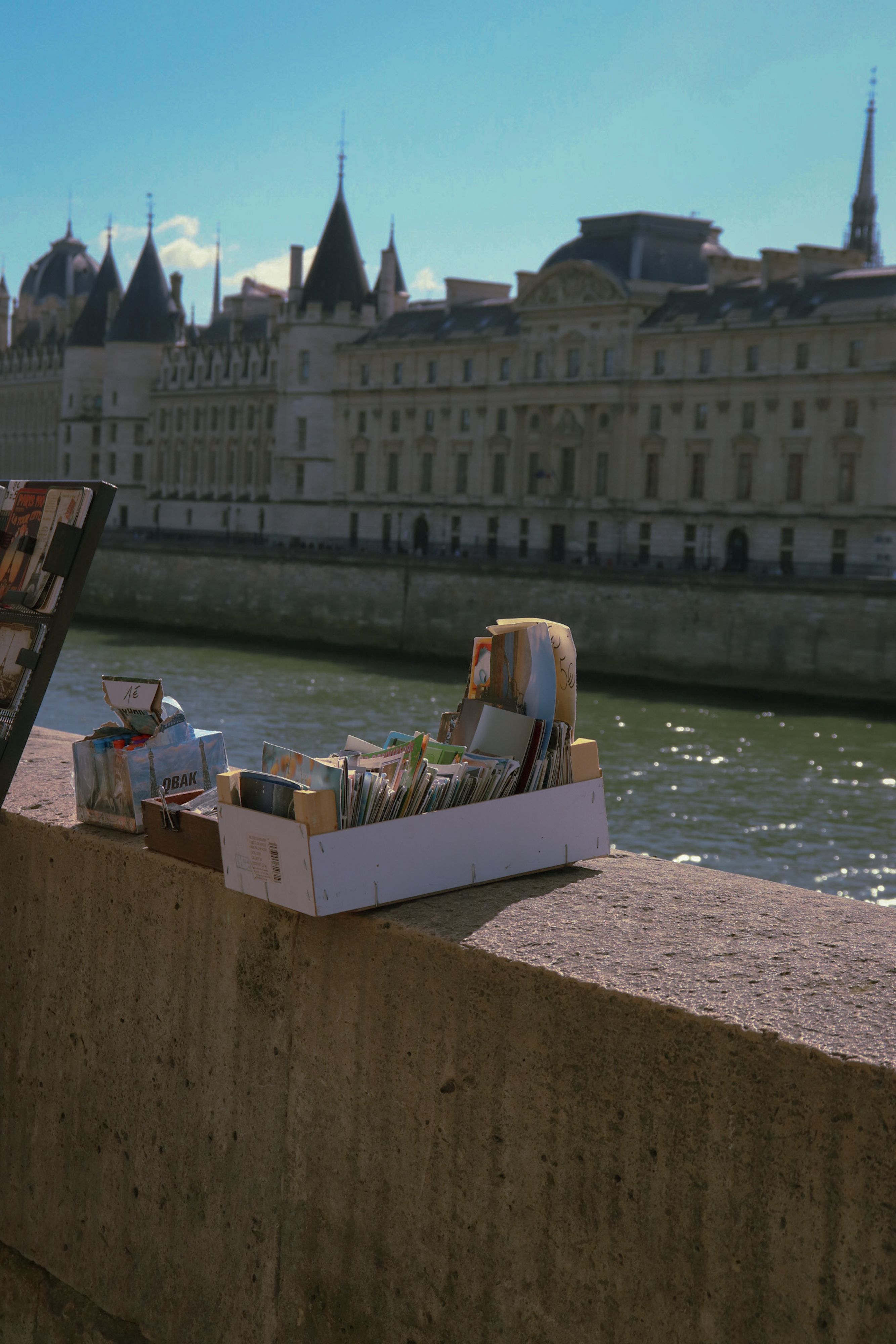 Parisian Book Stalls Along the Seine River · Free Stock Photo