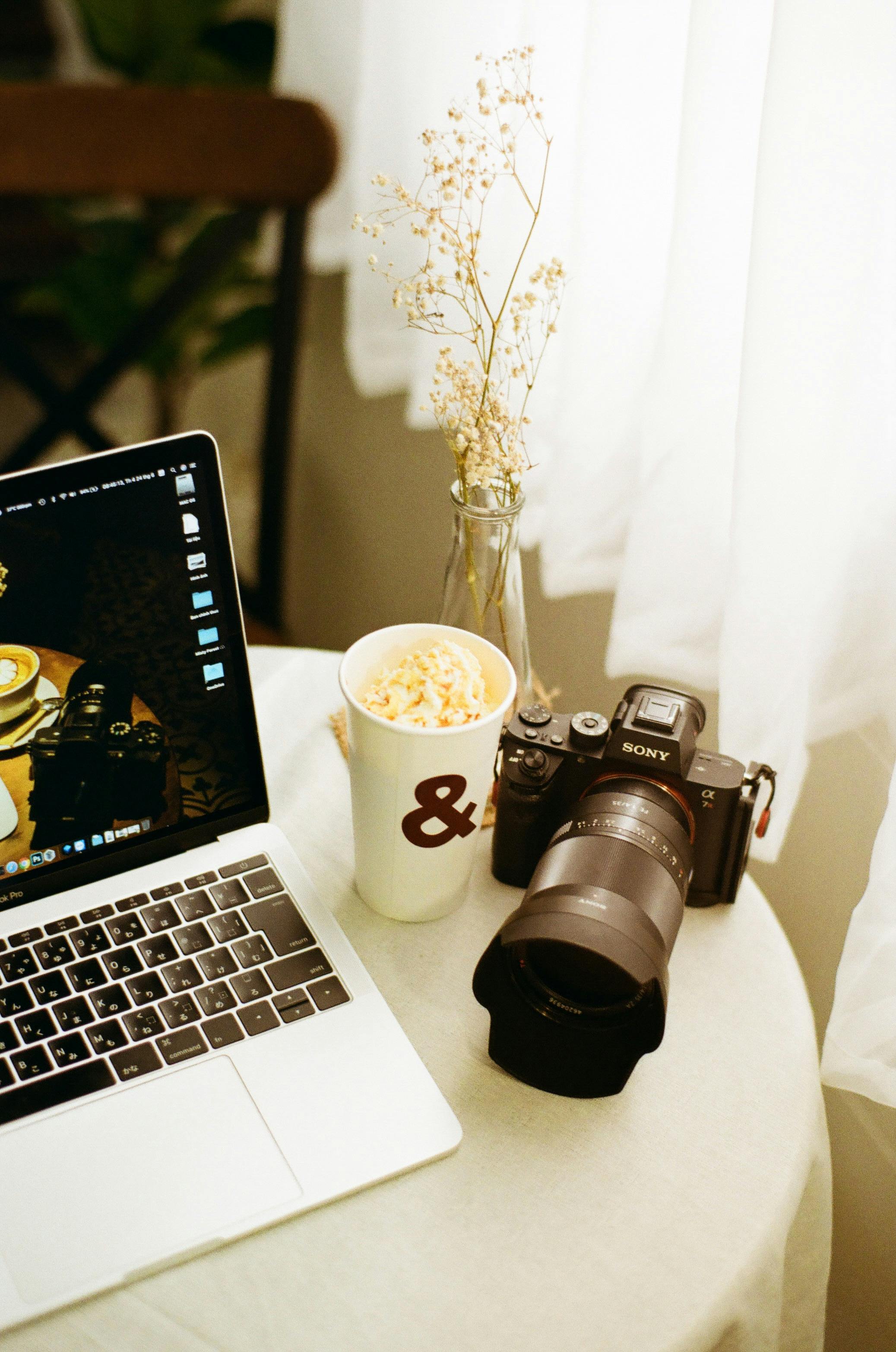 Laptop Dp Photos, Download The BEST Free Laptop Dp Stock Photos & HD Images
