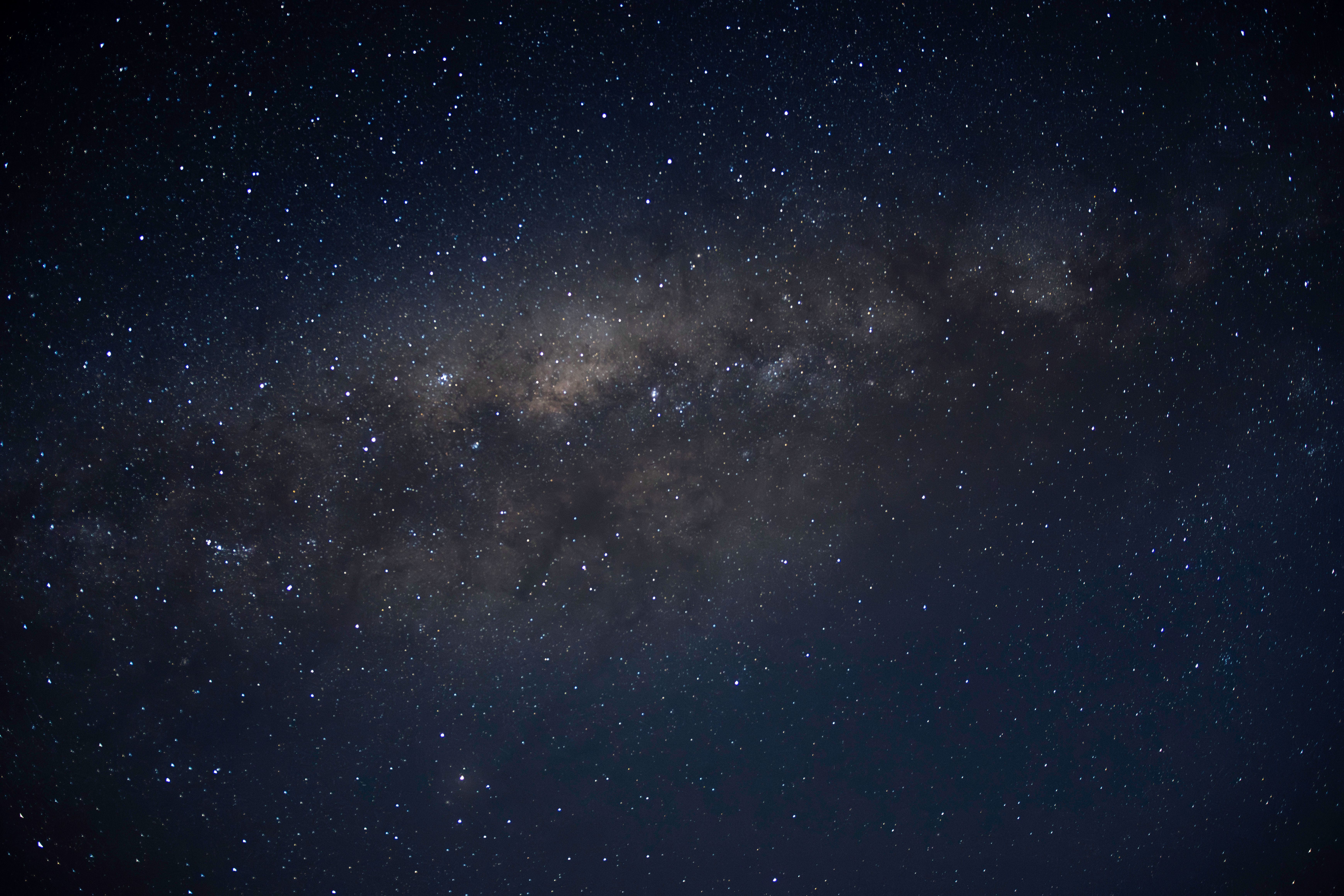 Superbe Galaxie De La Voie Lactée Sous Une Nuit étoilée · Photo gratuite