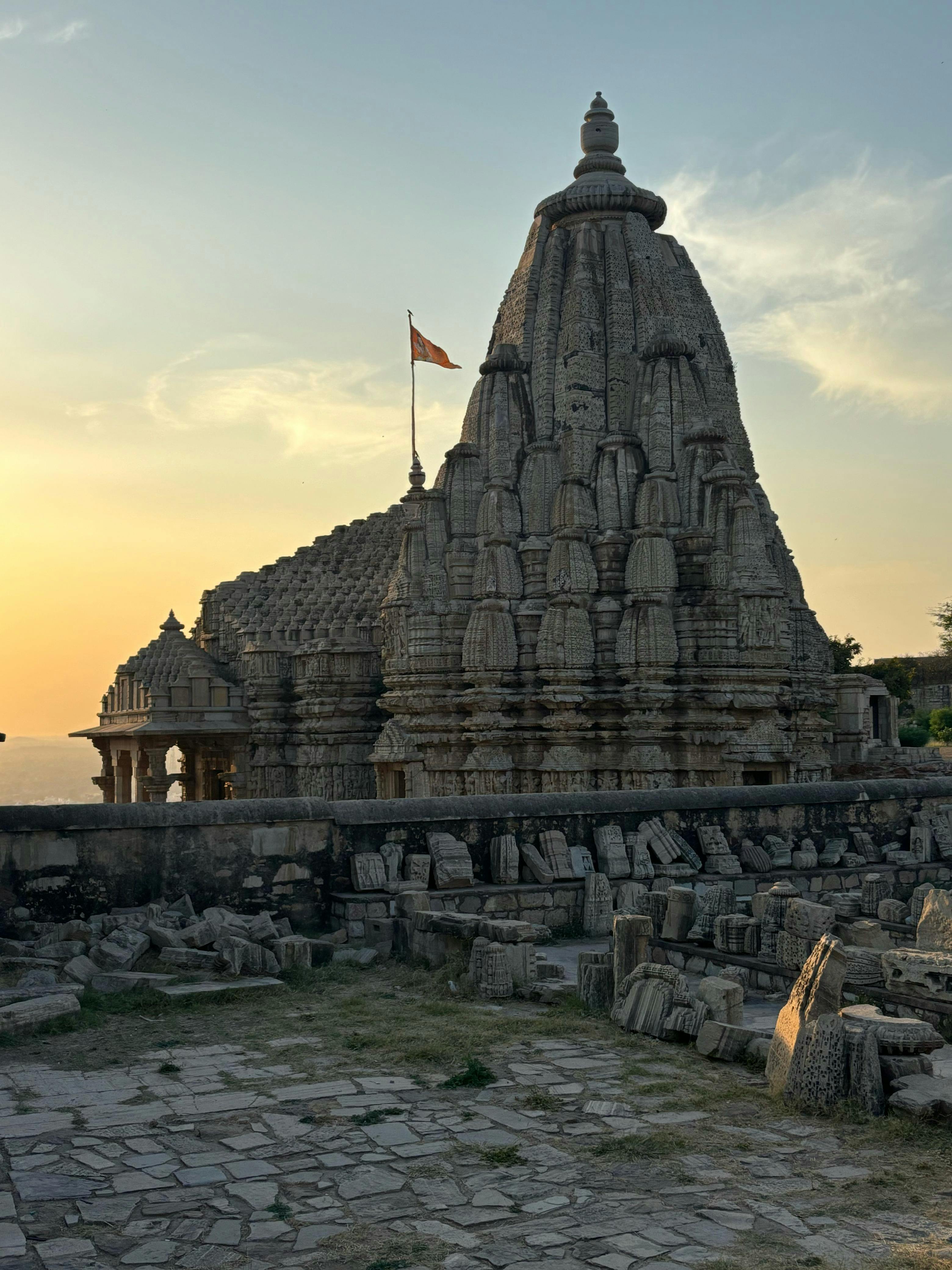 Hindu Pandit Photos, Download The BEST Free Hindu Pandit Stock Photos ...