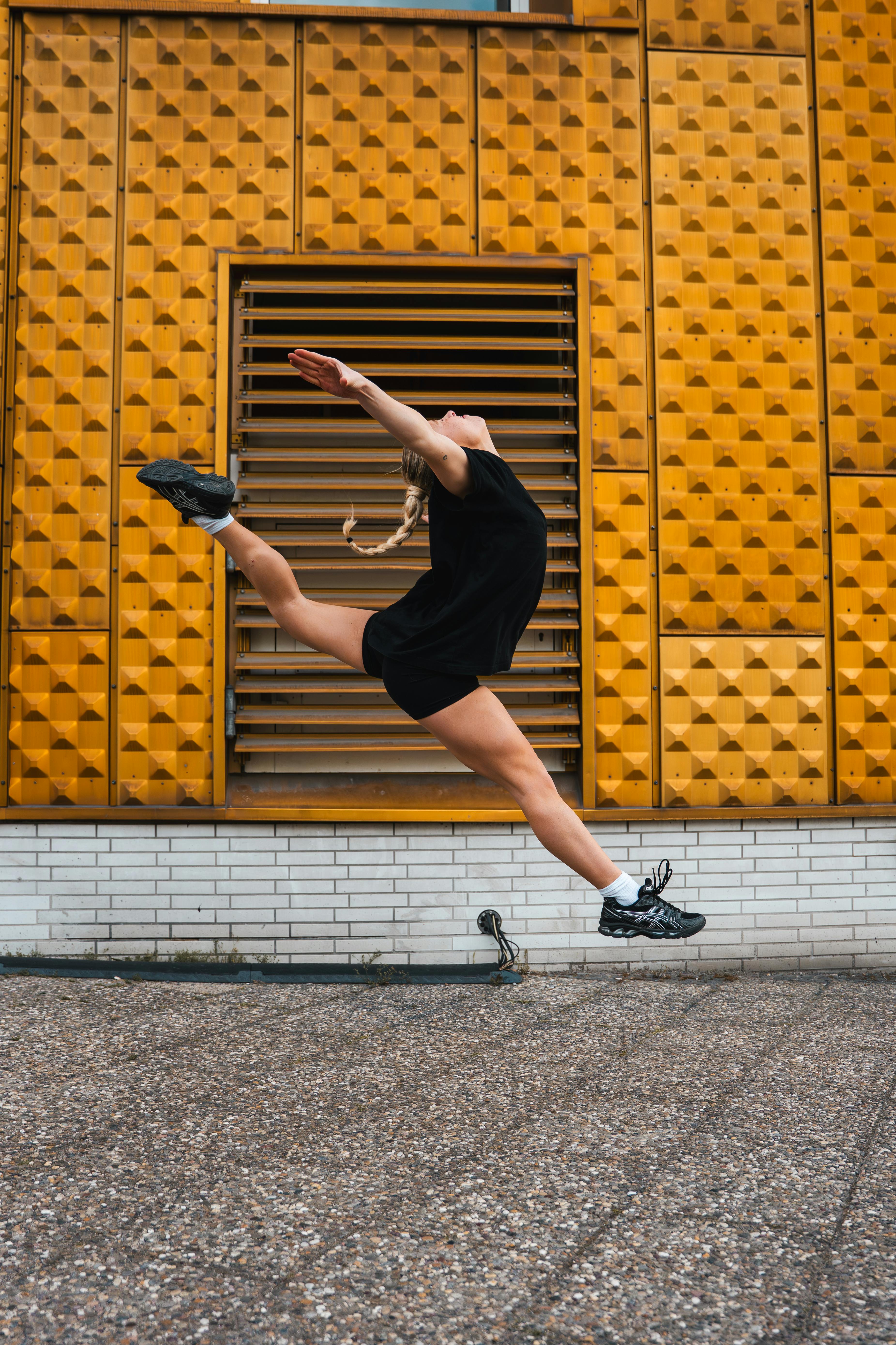 Jumping Person Photos, Download The BEST Free Jumping Person Stock ...