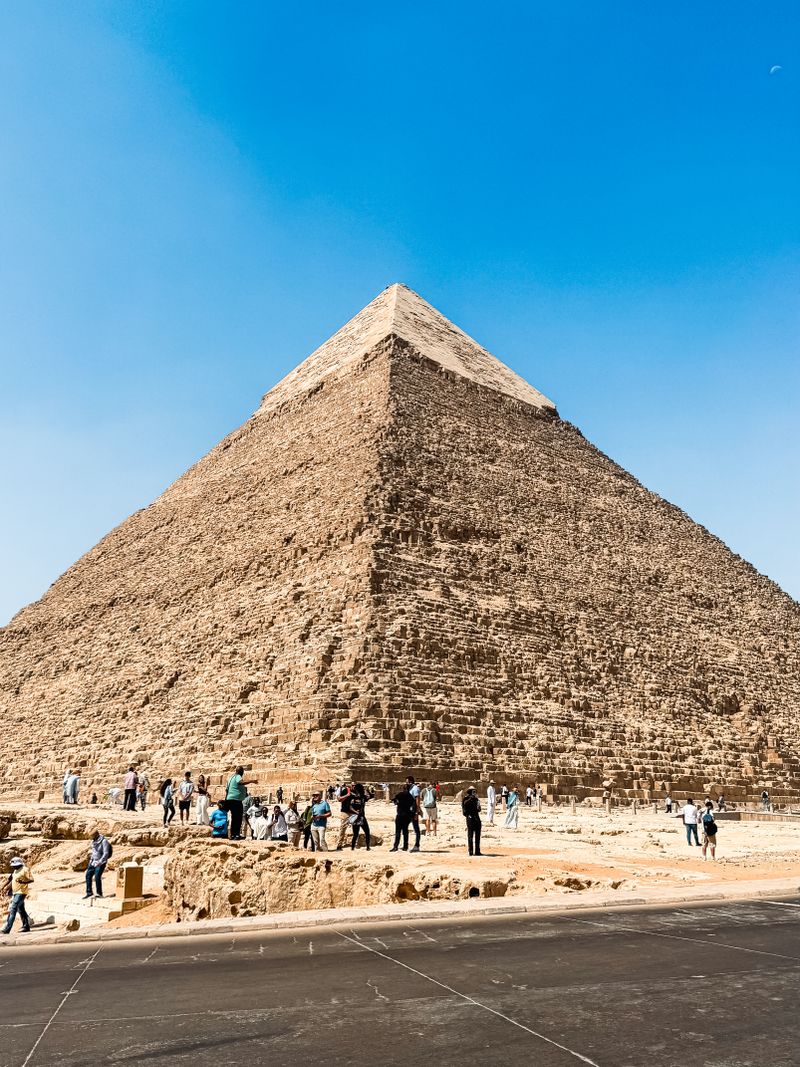 Tourists in Front of The Great Pyramid of Giza · Free Stock Photo