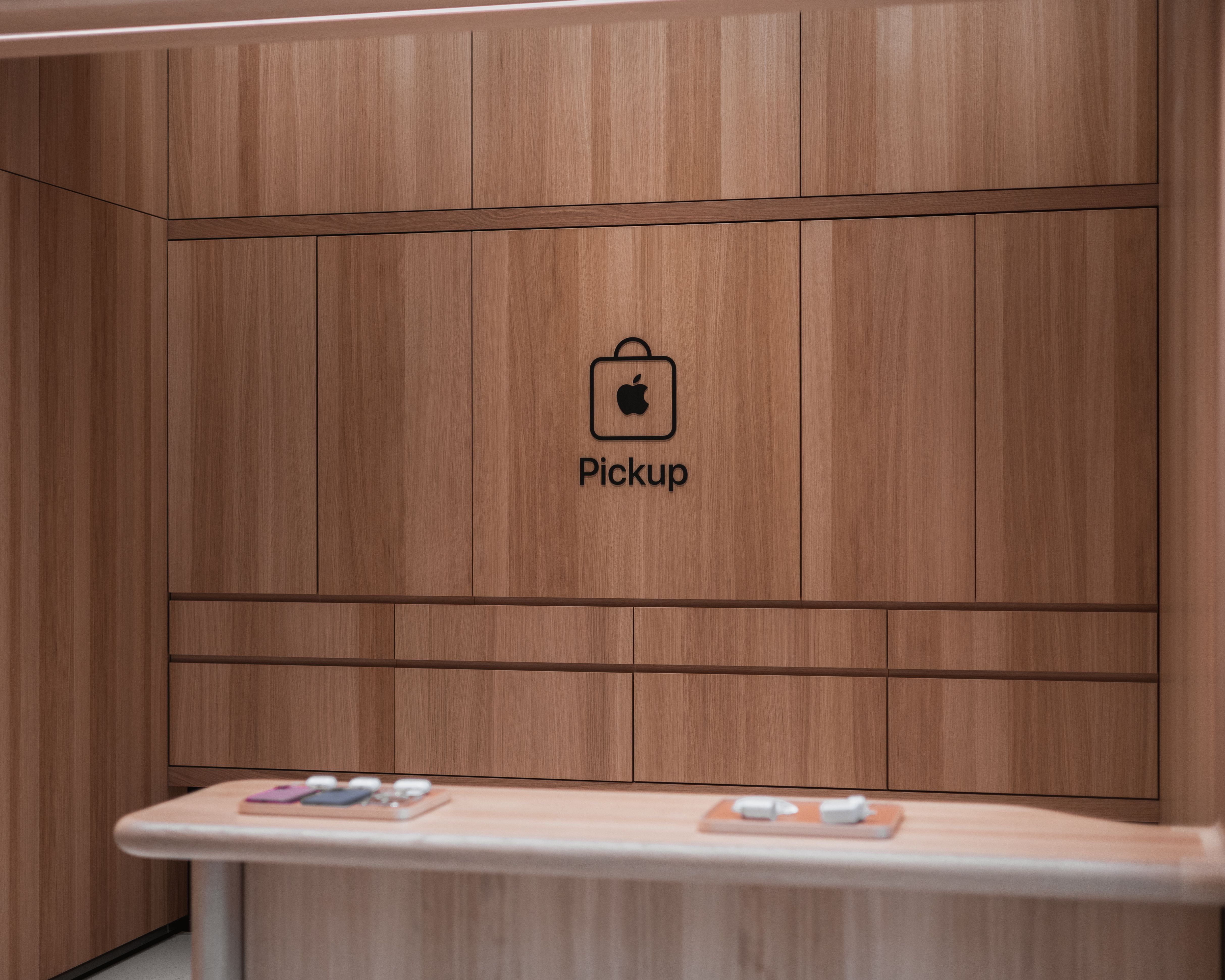 Apple Store Photos, Download The BEST Free Apple Store Stock Photos ...