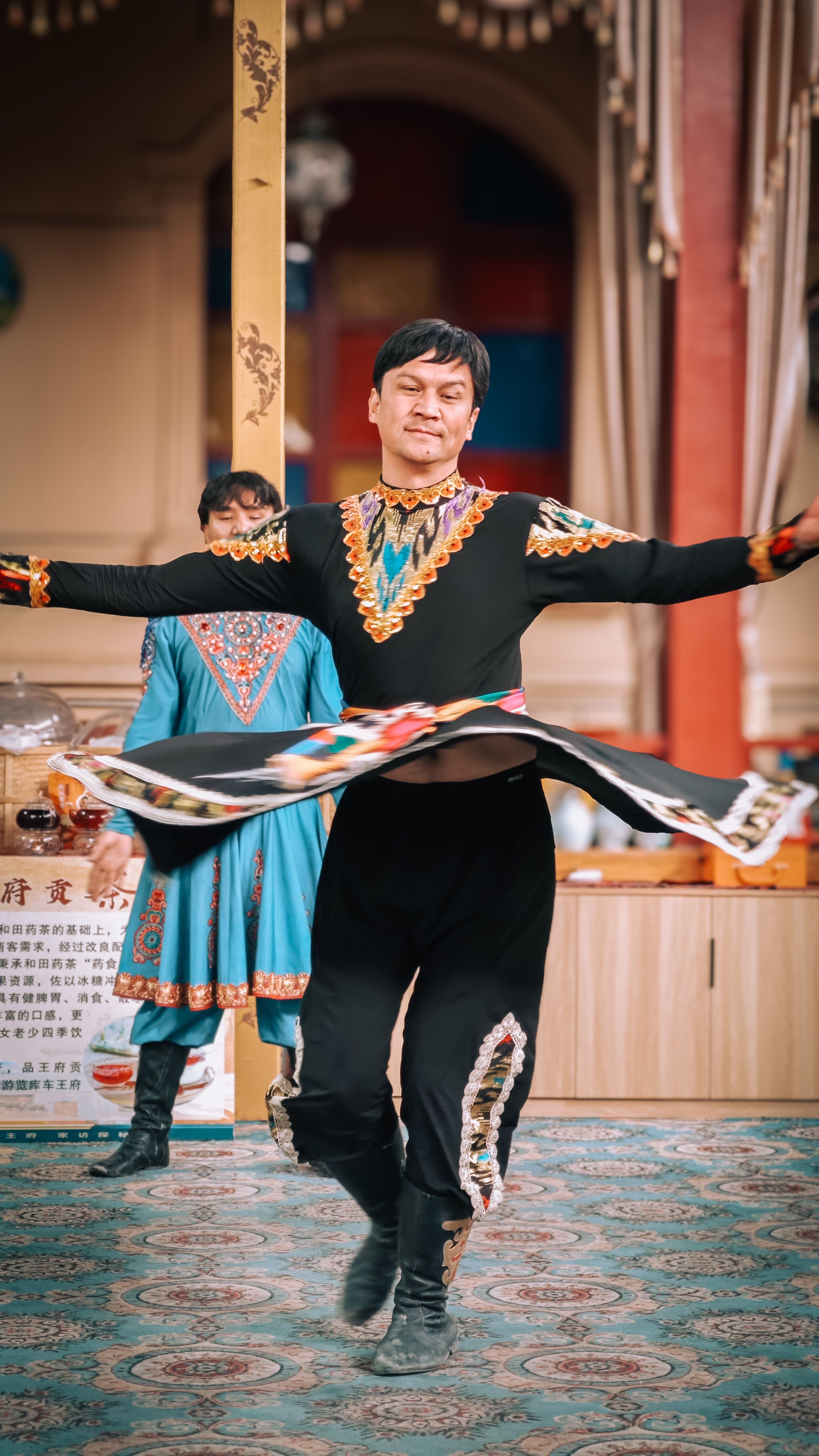 Traditional Dance Performance in Çin · Free Stock Photo