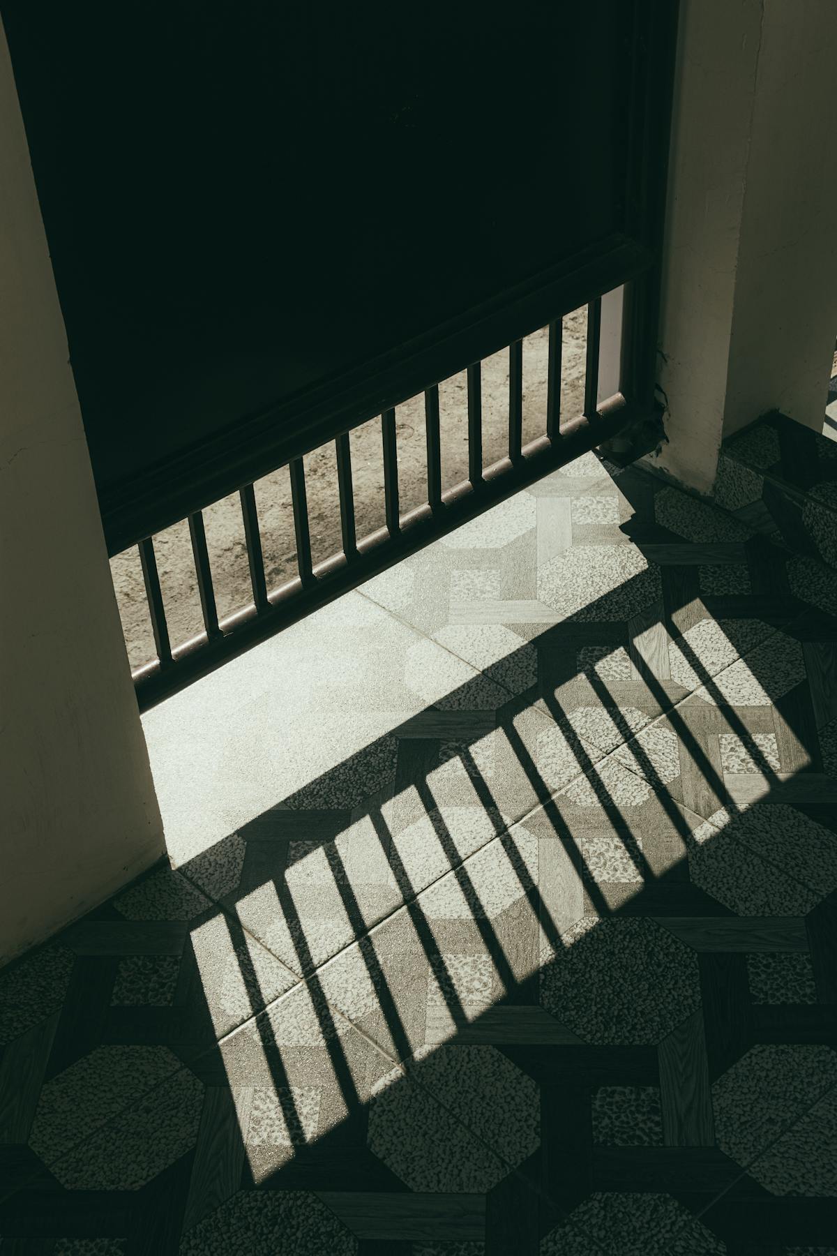 Door Texture Photos, Download The BEST Free Door Texture Stock Photos ...