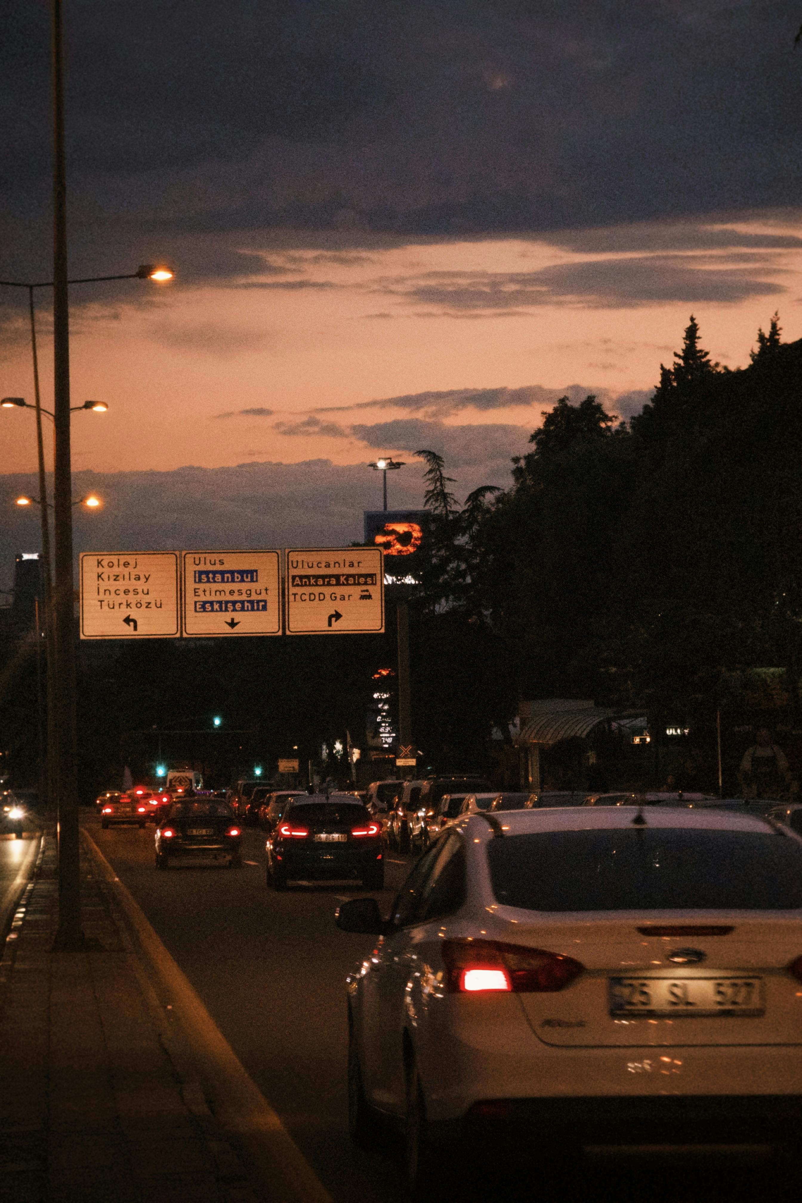 Cars Chipeo Photos, Download The BEST Free Cars Chipeo Stock Photos ...