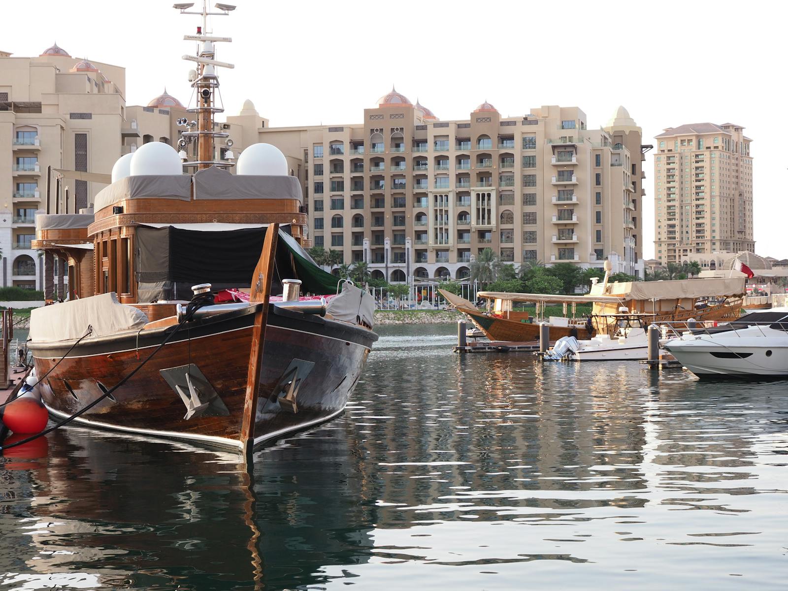 Qatar Photos, Download The BEST Free Qatar Stock Photos & HD Images