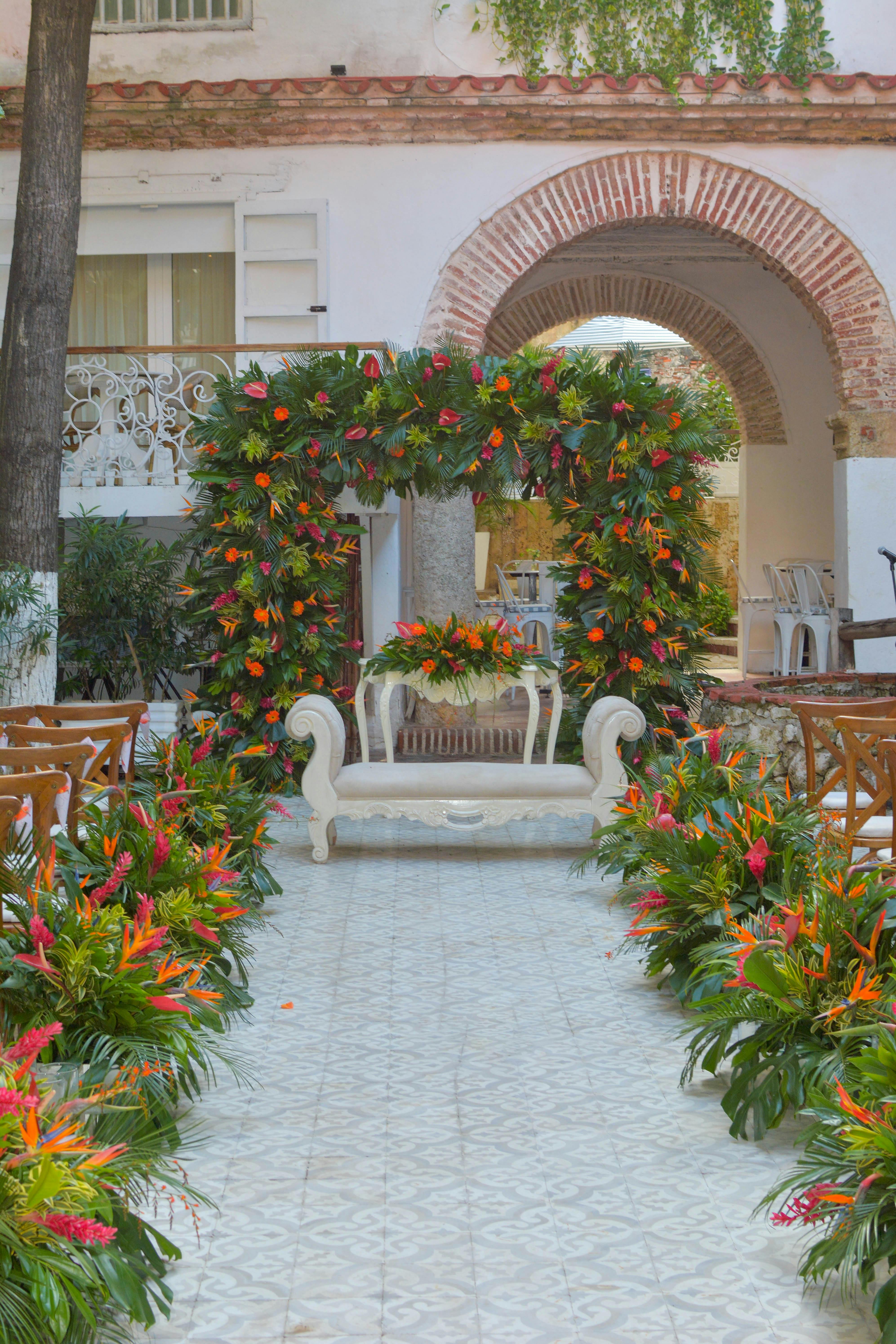 Wedding Pathway Photos, Download The BEST Free Wedding Pathway Stock ...