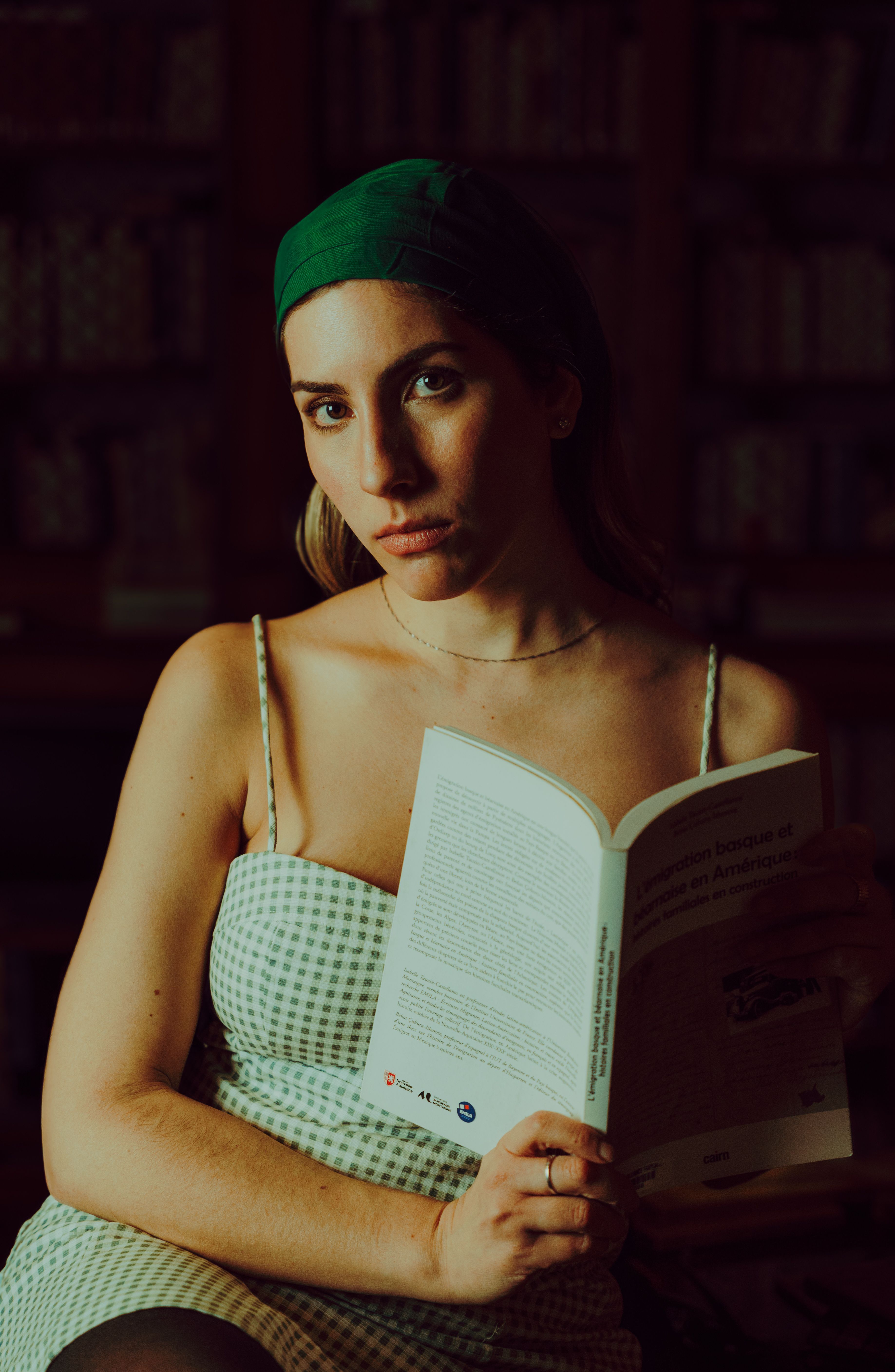 Library Books Photos, Download The BEST Free Library Books Stock Photos ...