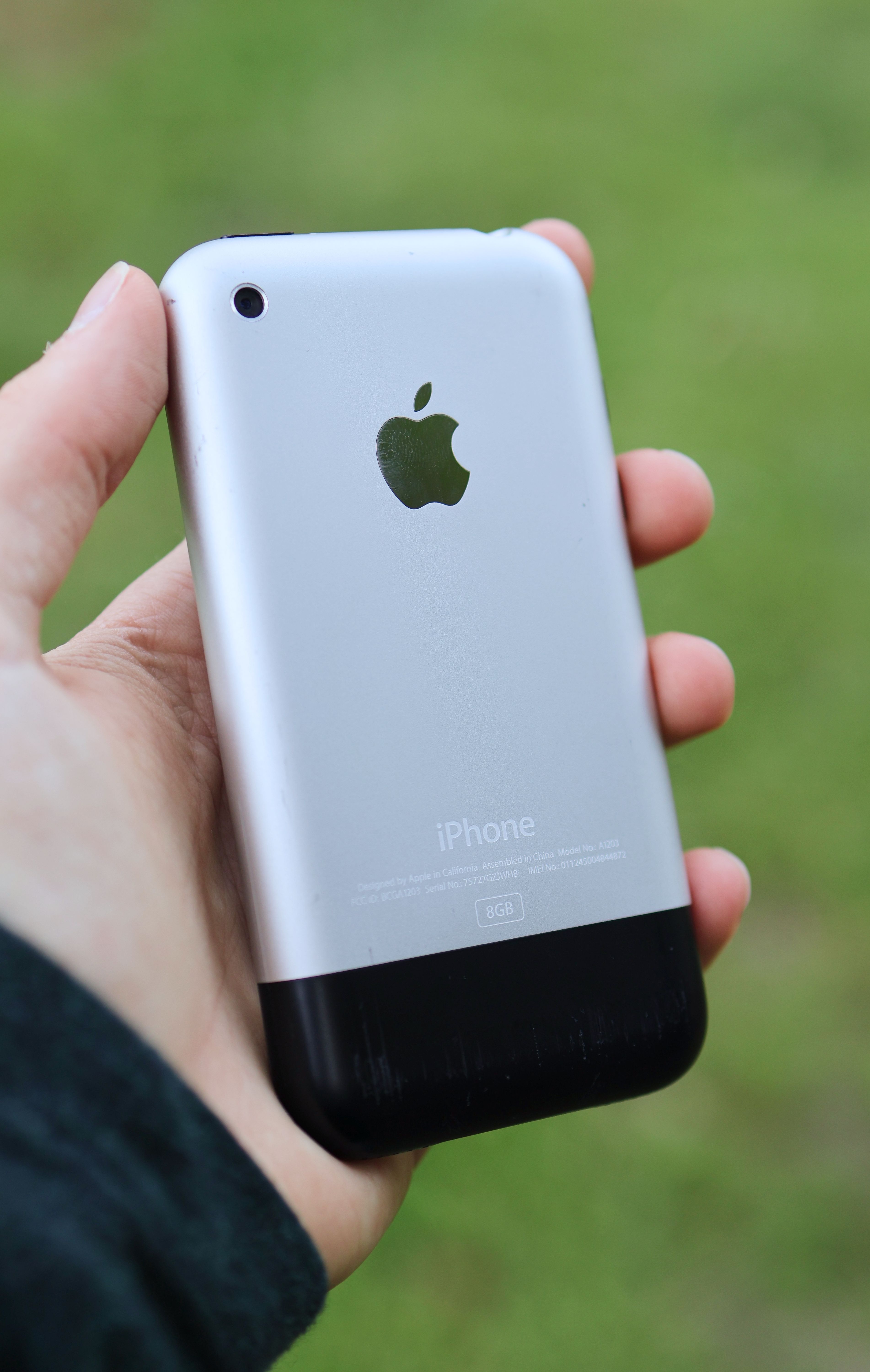Iphone Poster Photos, Download The BEST Free Iphone Poster Stock Photos ...