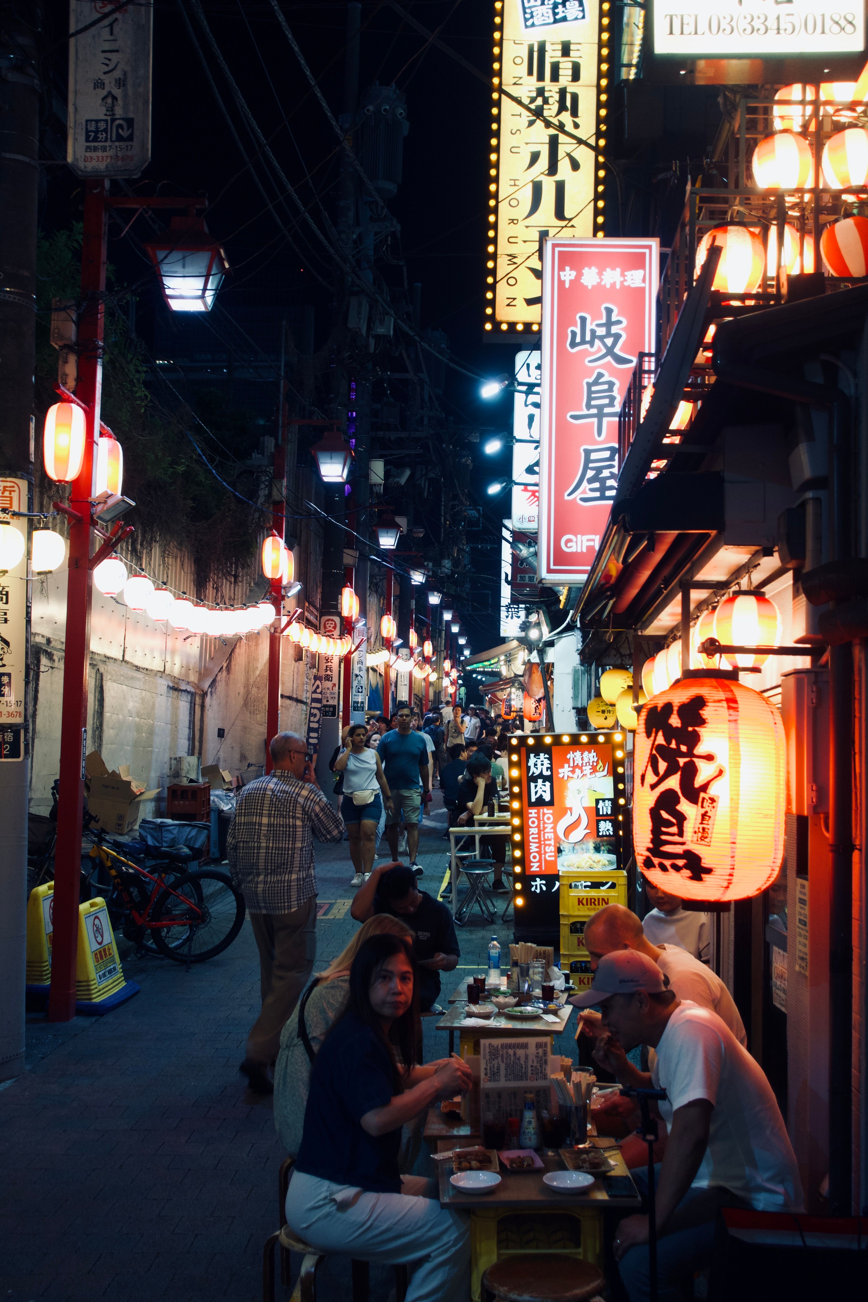 Vibrant Japanese Alleyway with Nightlife and Dining · Free Stock Photo