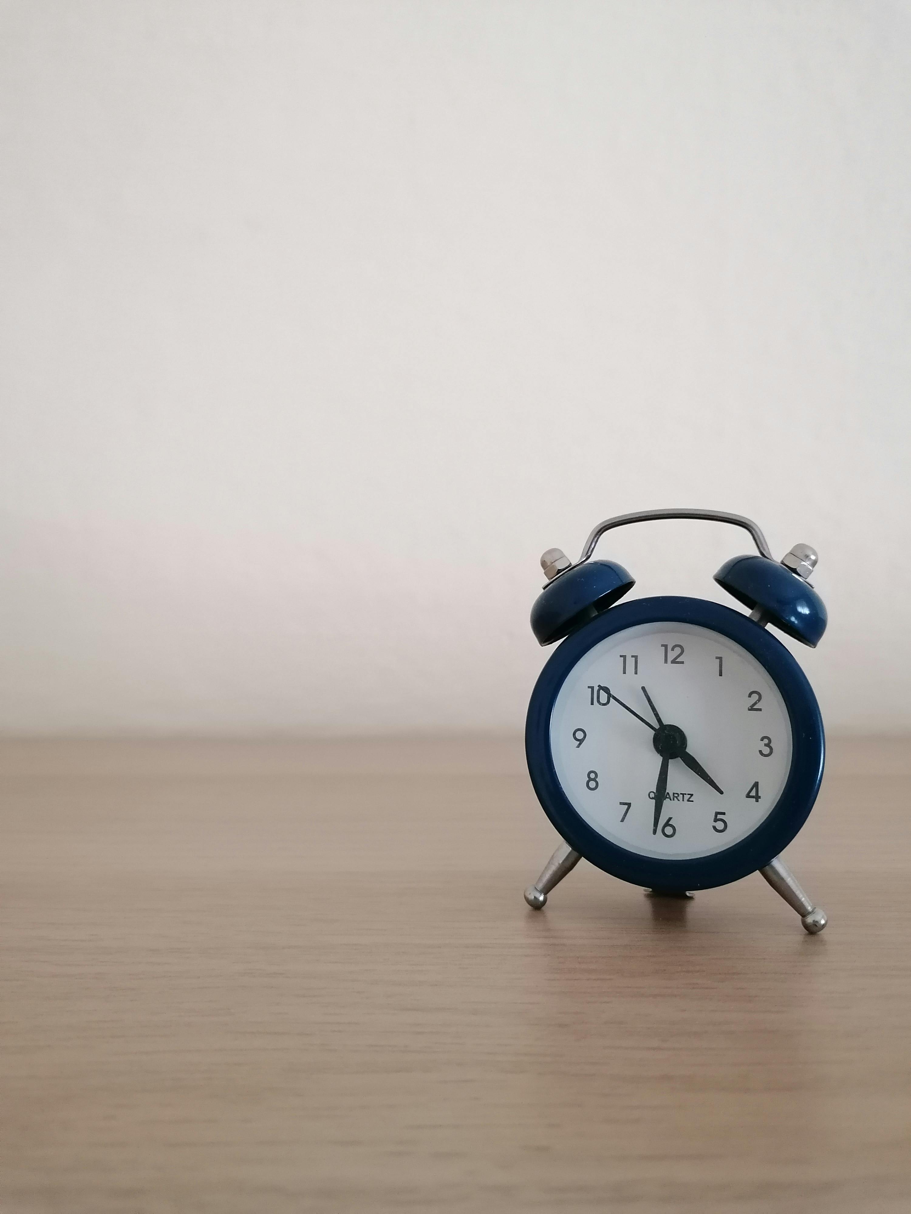 Clock Ticking Photos, Download The BEST Free Clock Ticking Stock Photos ...