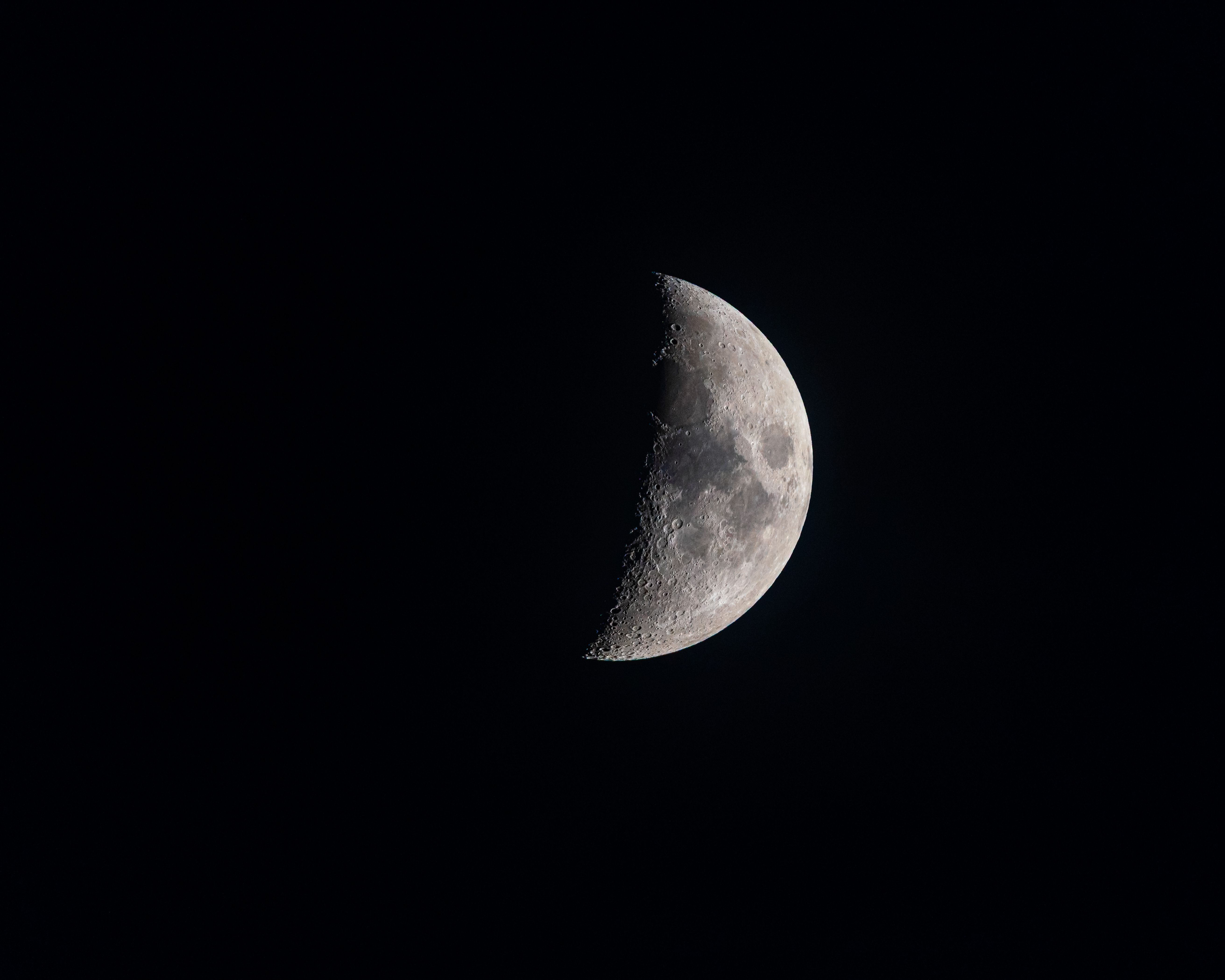 Moon in Dark Night Sky · Free Stock Photo