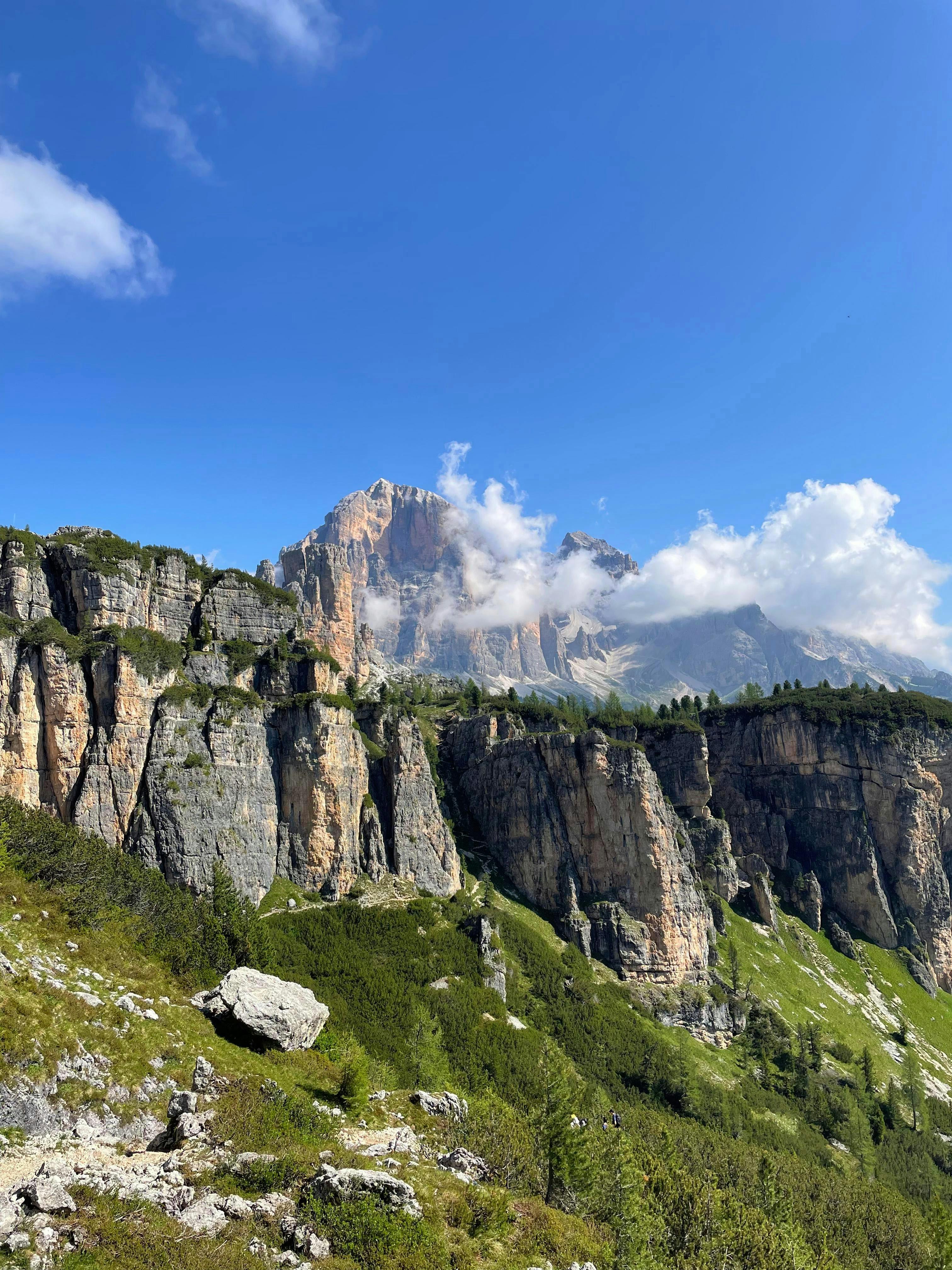 Majestic Dolomite Mountains in Veneto, Italy · Free Stock Photo