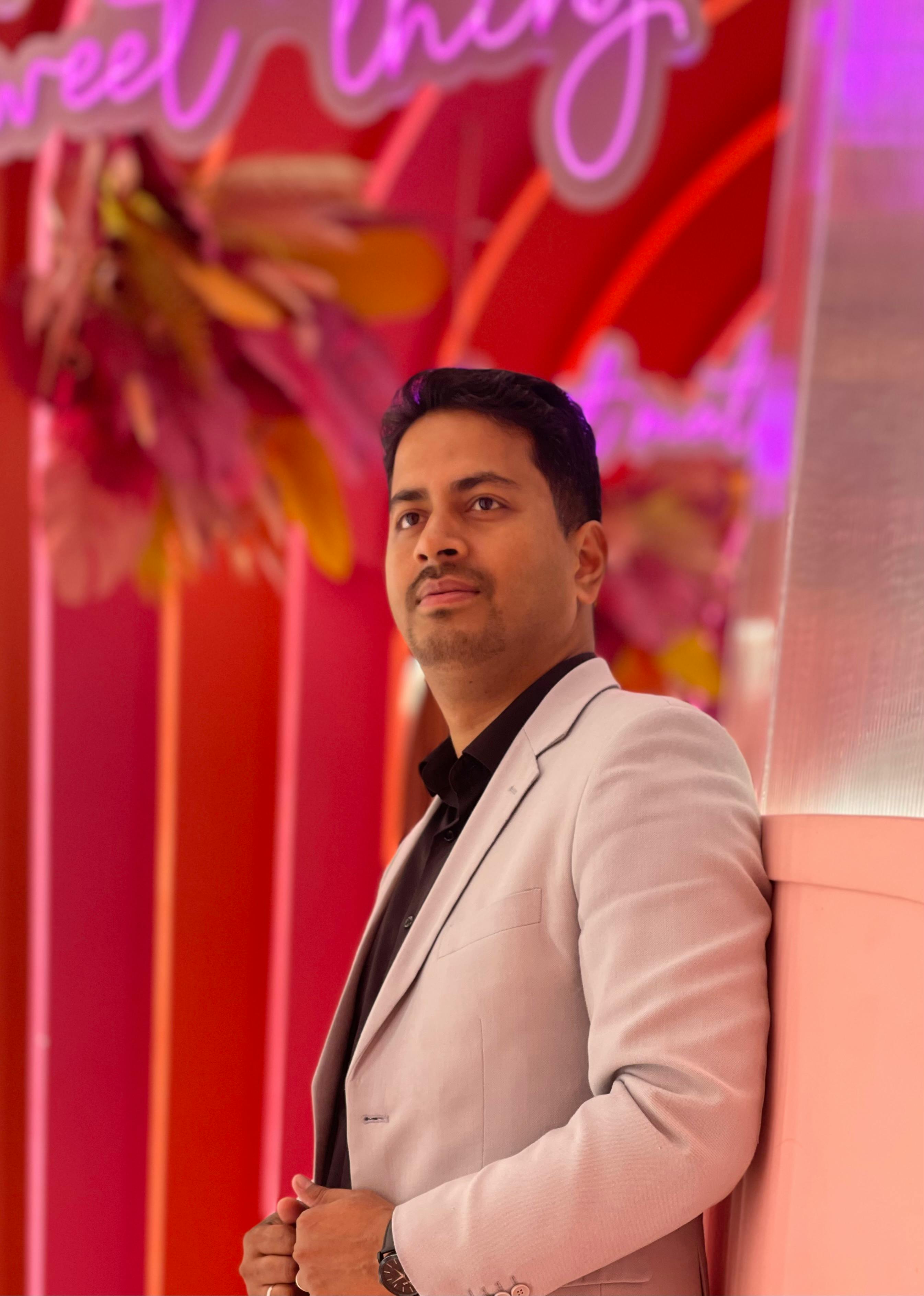 Prisoner In Orange Jump Suit Standing In Court Photos, Download The ...