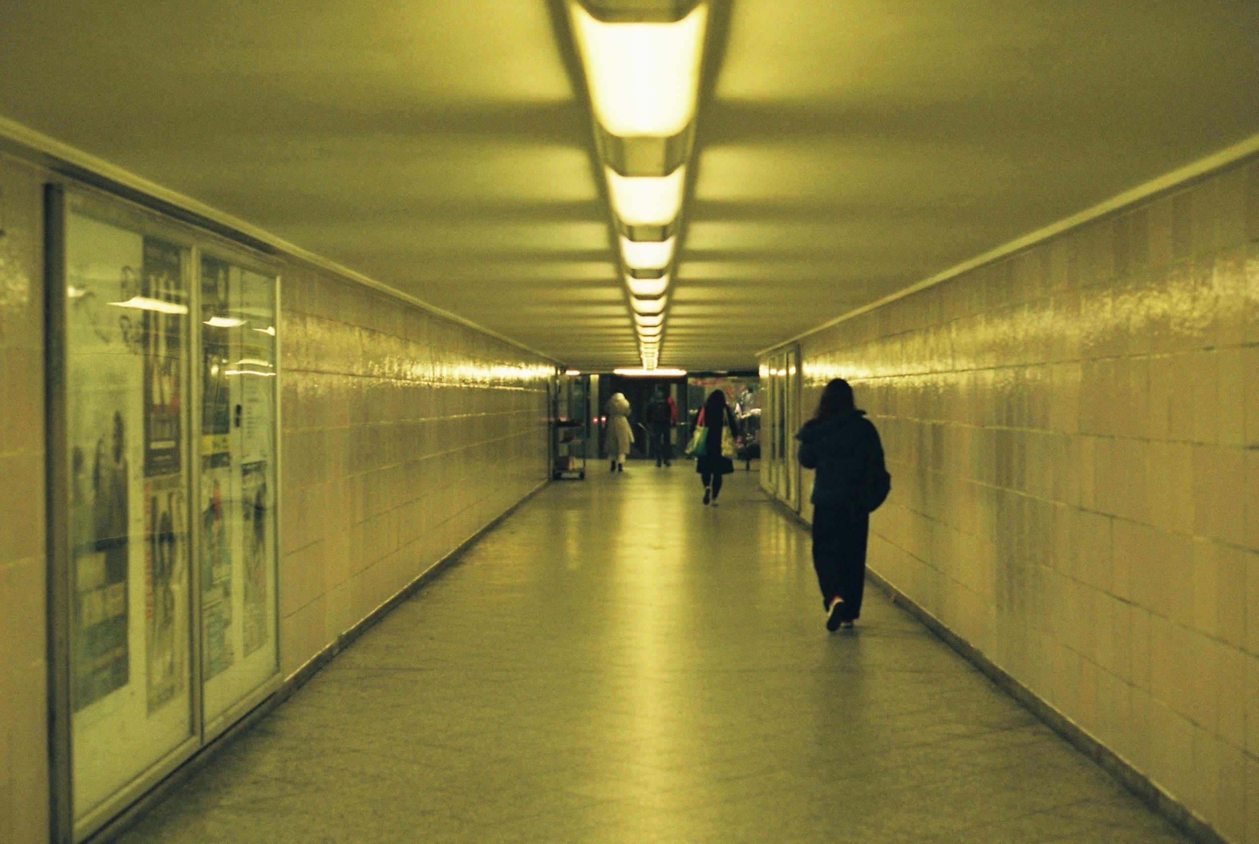 Urban Underground Passage with Pedestrians · Free Stock Photo