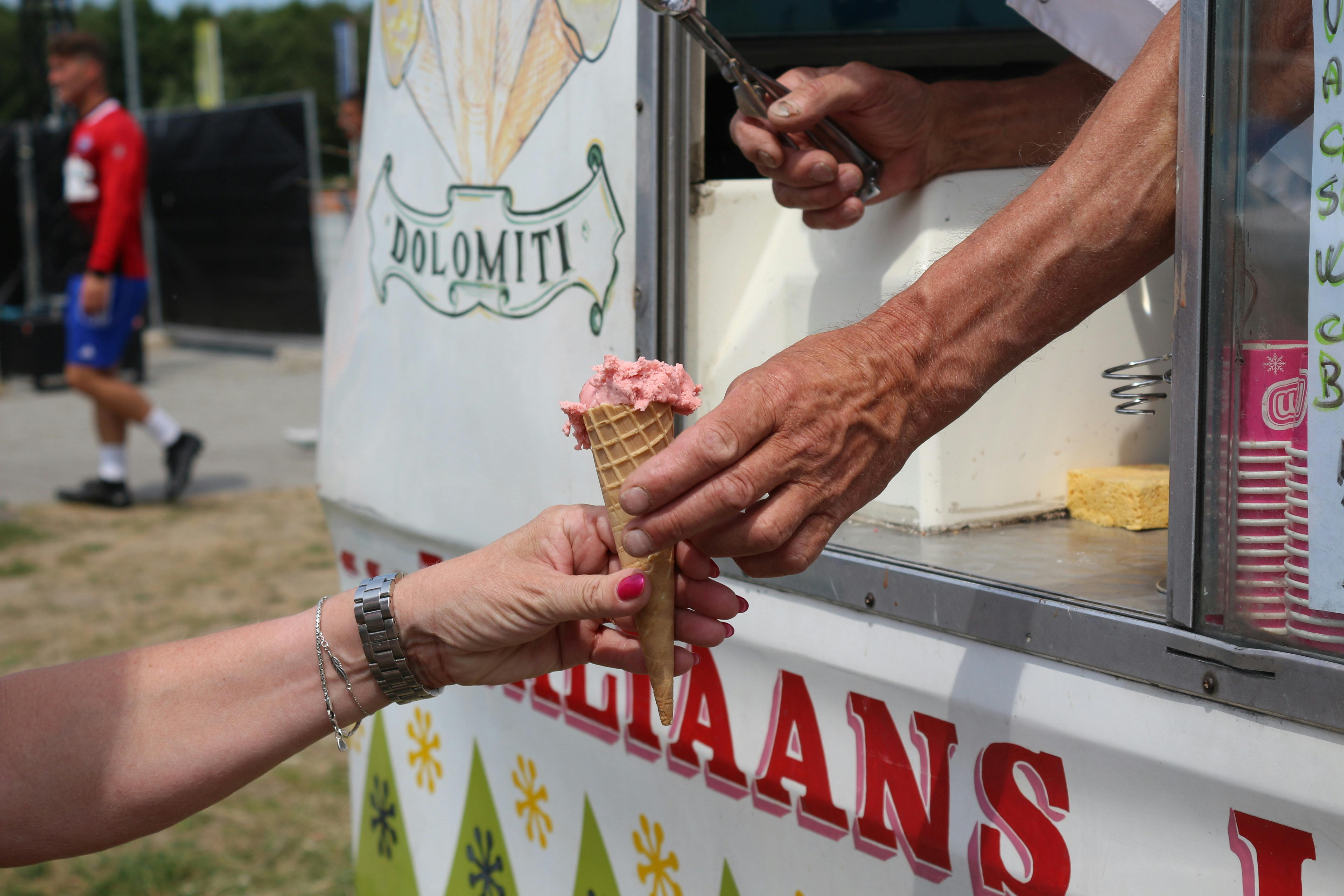 Customer Img Photos, Download The BEST Free Customer Img Stock Photos ...