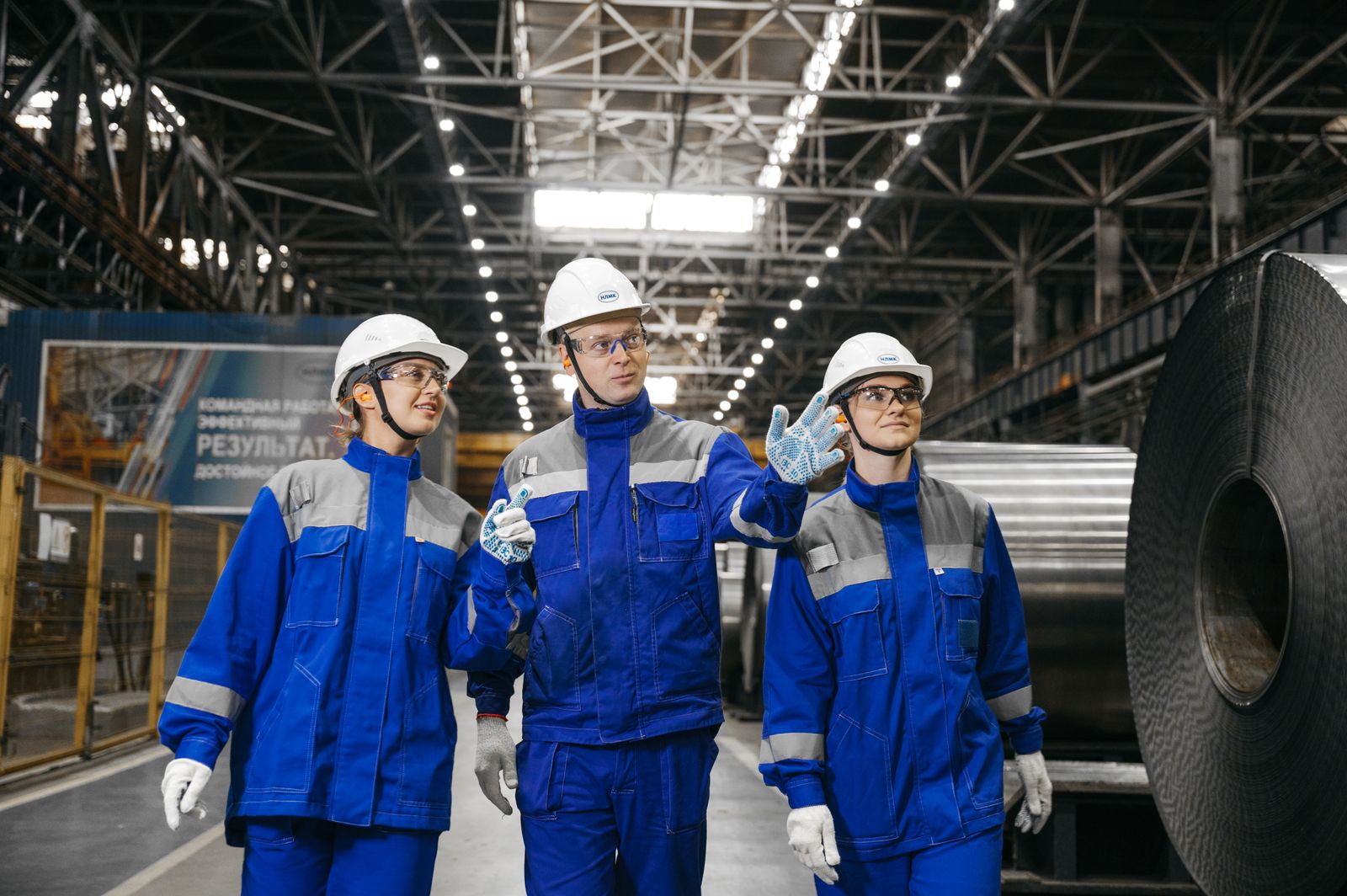 Factory Workers Photos, Download The BEST Free Factory Workers Stock ...