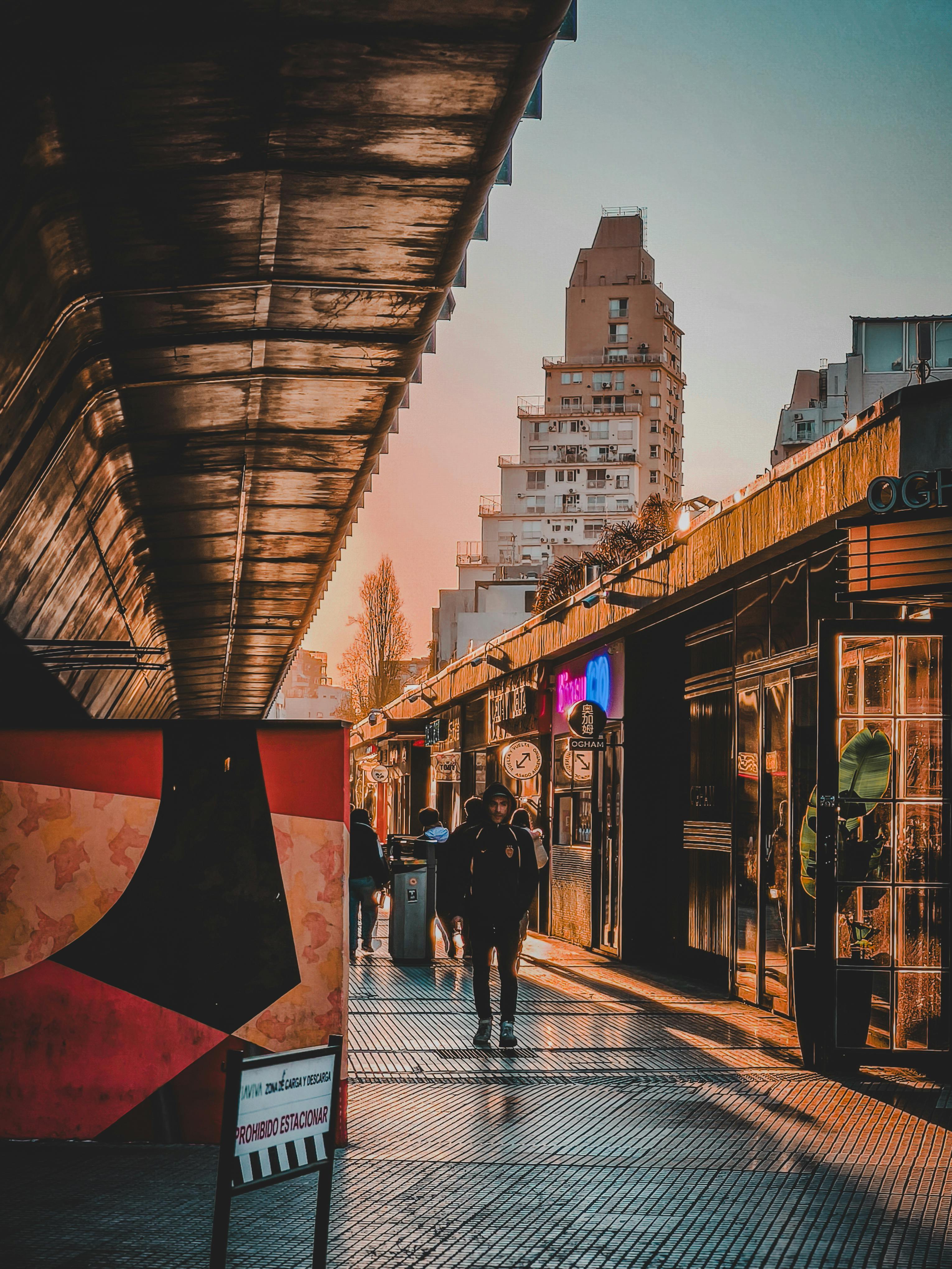 Sunset Street Scene in Buenos Aires, Argentina · Free Stock Photo